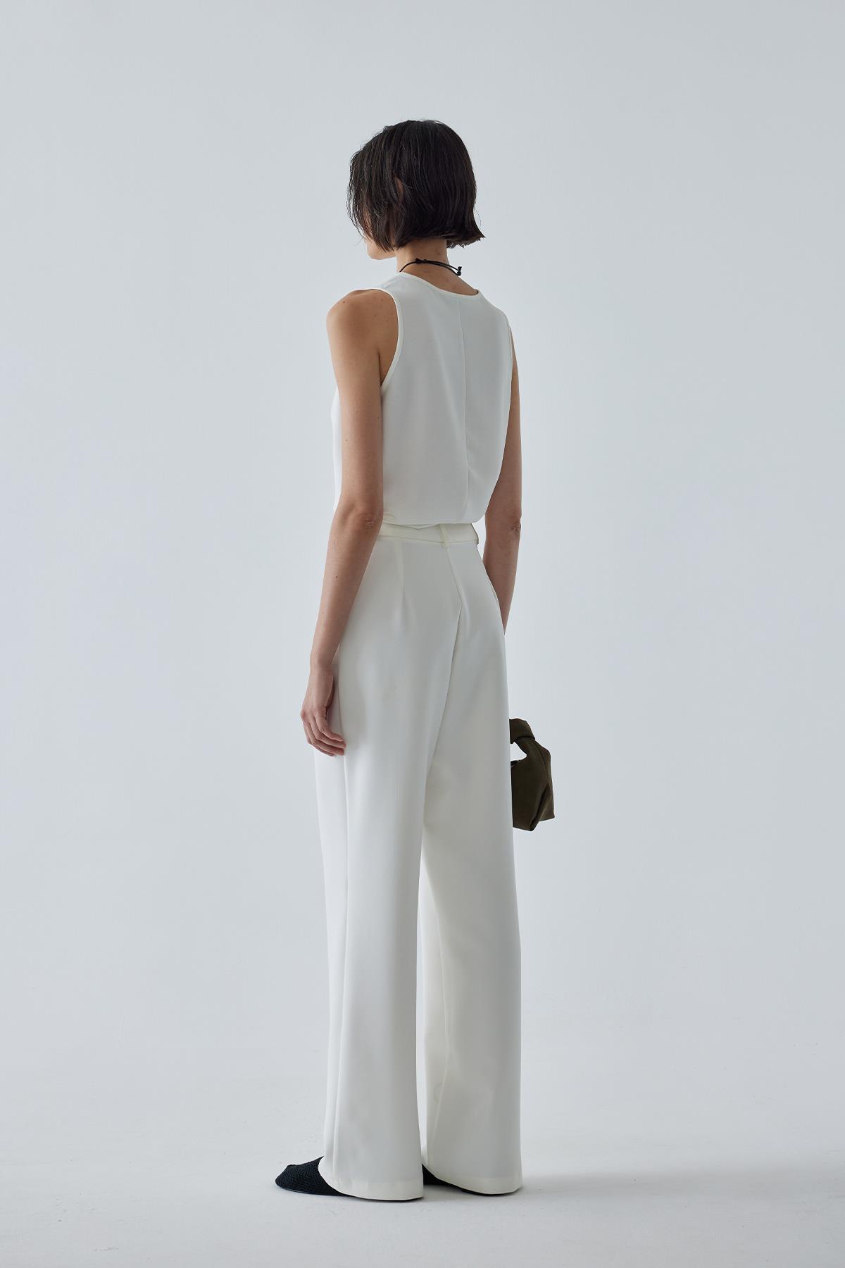 White Moni Crepe Blouse | Suud Collection