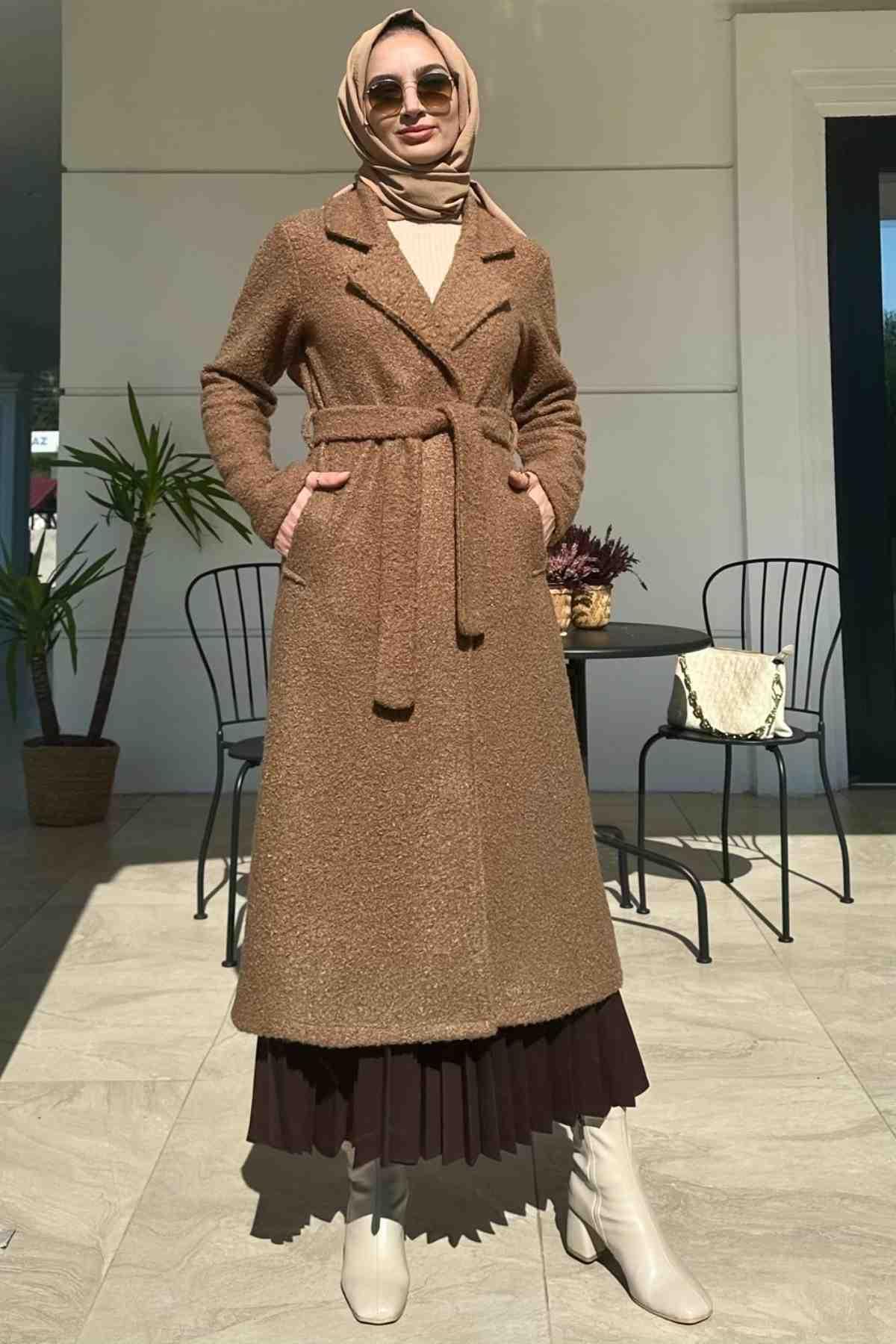 Buklet Kahve Kaban | Rabia Şamlı | Tesettür Giyim, Elbise ve Kadın ...