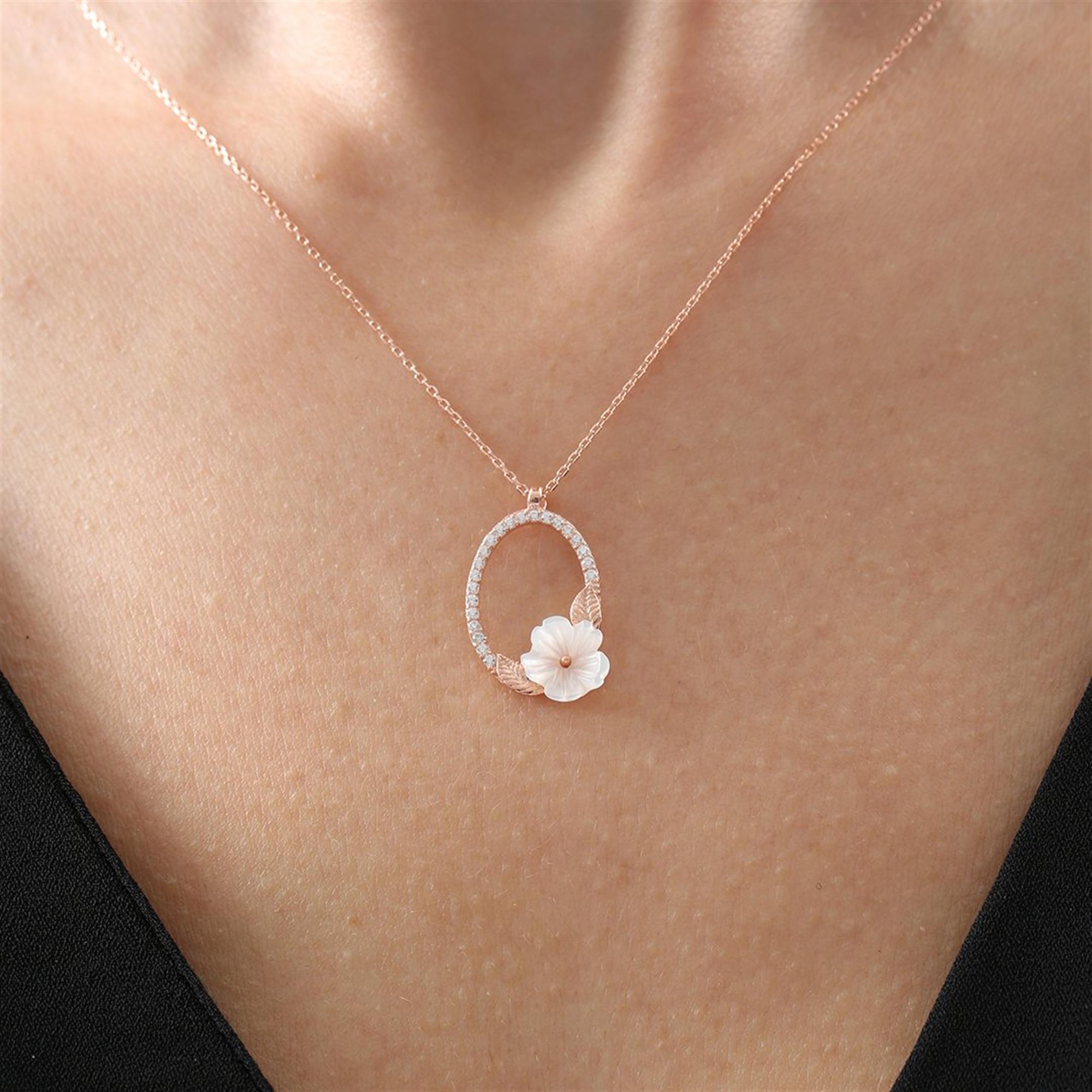 Manolya Çiçeği Rose Renk Flowers Gümüş Kolye | Mia Vento