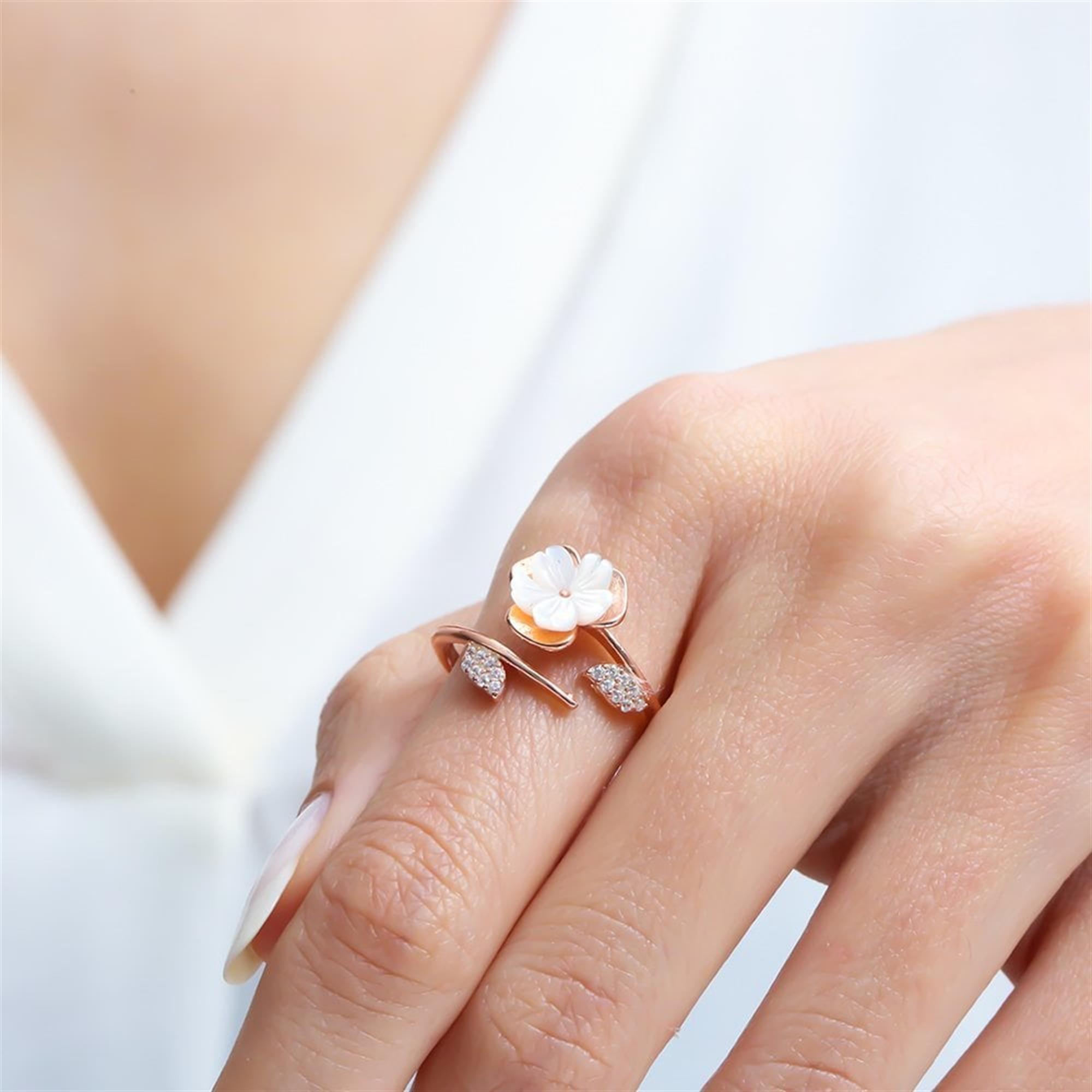 Manolya Çiçeği Zerafeti Rose Renk Gümüş Yüzük | Mia Vento