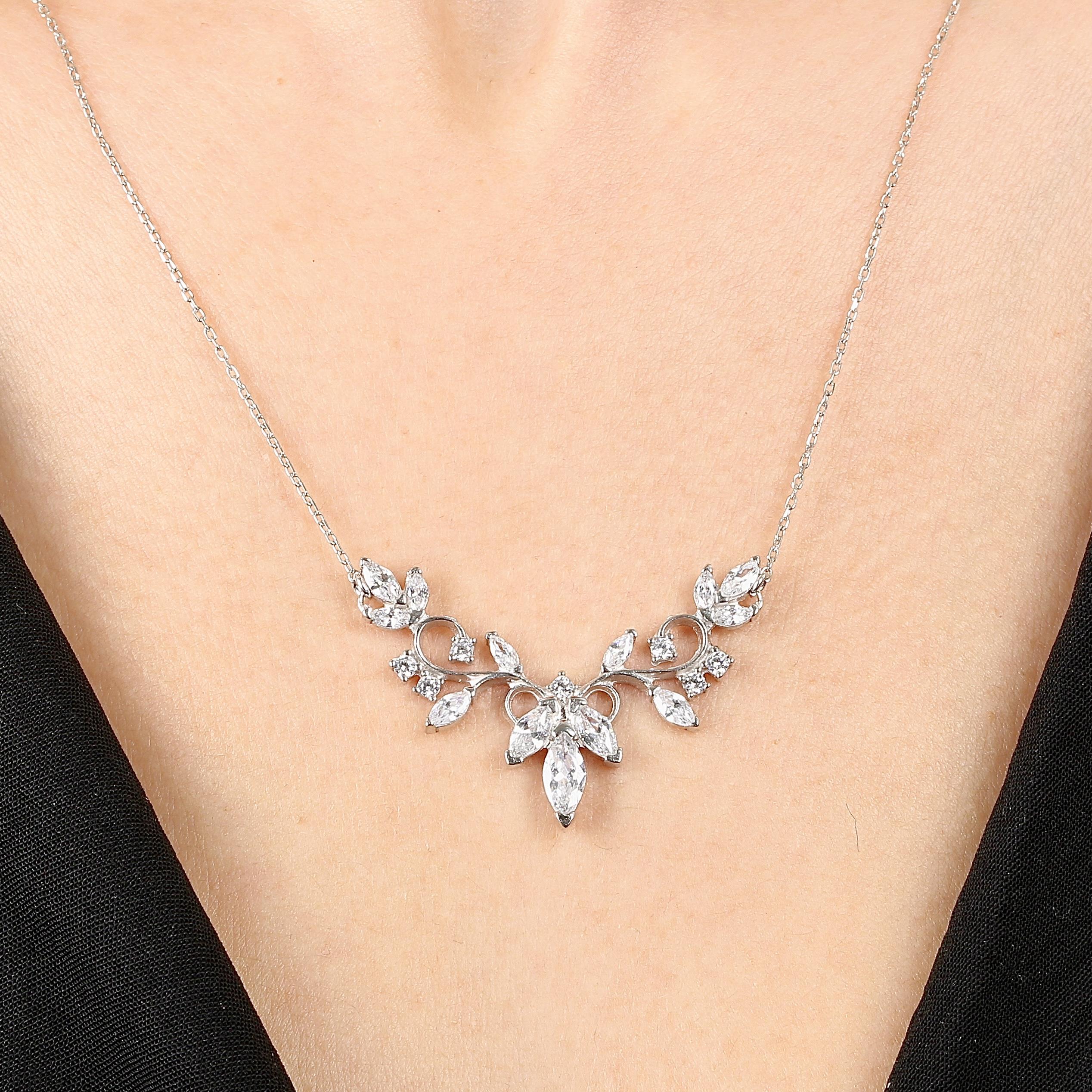 Pırlanta Montür Zarif Aşk Bestesi Gümüş Su Yolu Set | Mia Vento