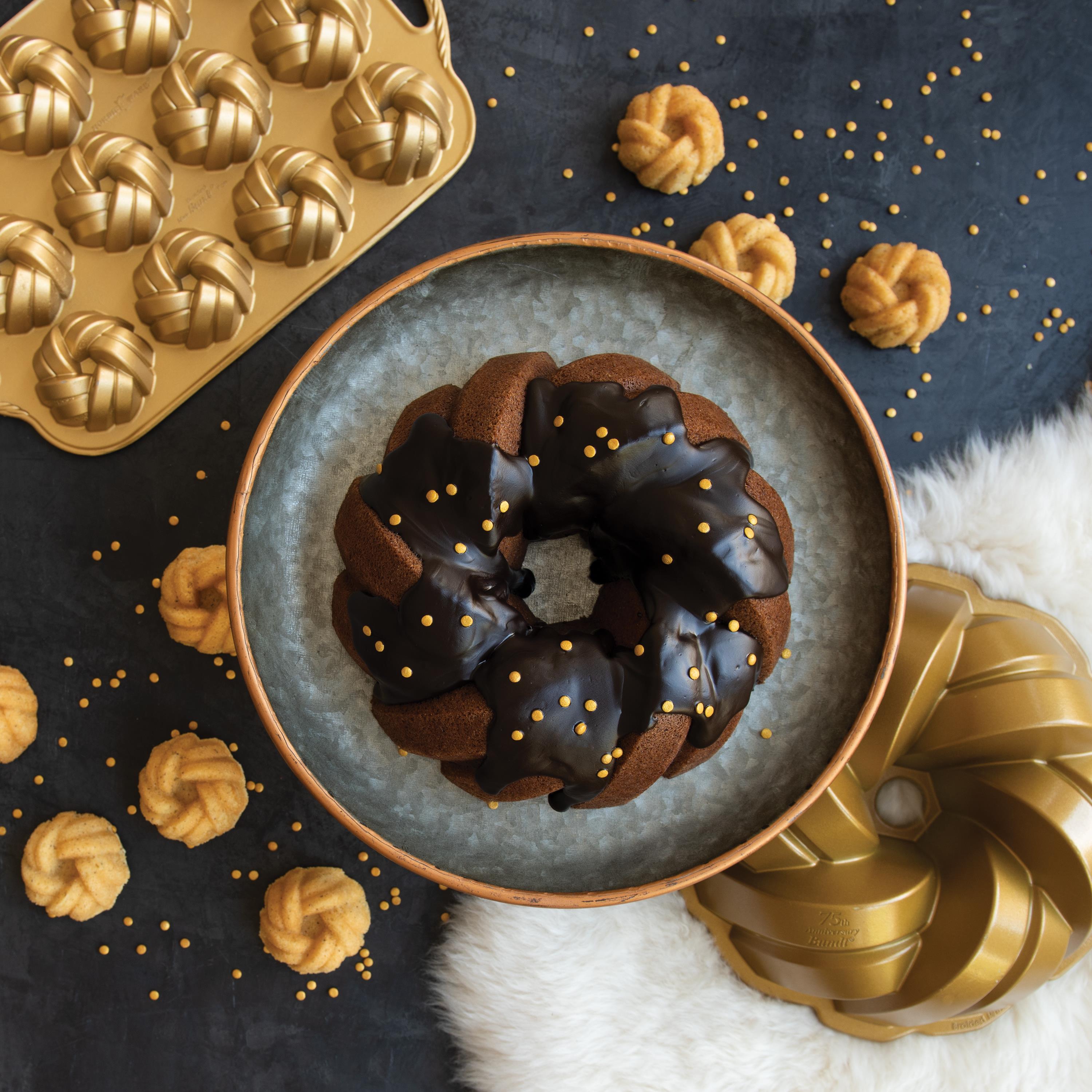 Nordicware 75. Yıl Örgü Bundt Kek Kalıbı