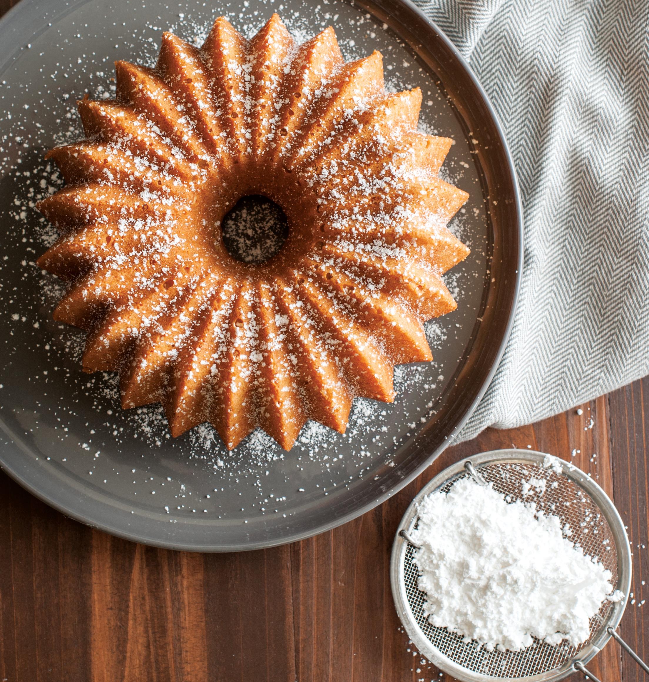 Nordicware Brillance Küçük Bundt Kek Kalıbı