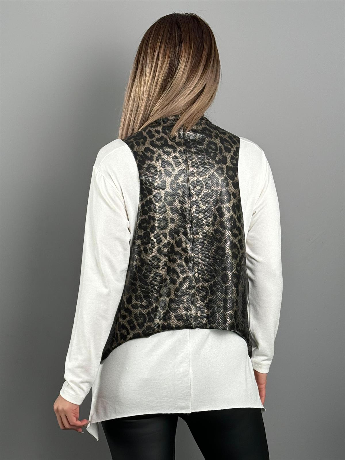 Kles Beyaz Yılan Desenli Yelekli Bluz Takım