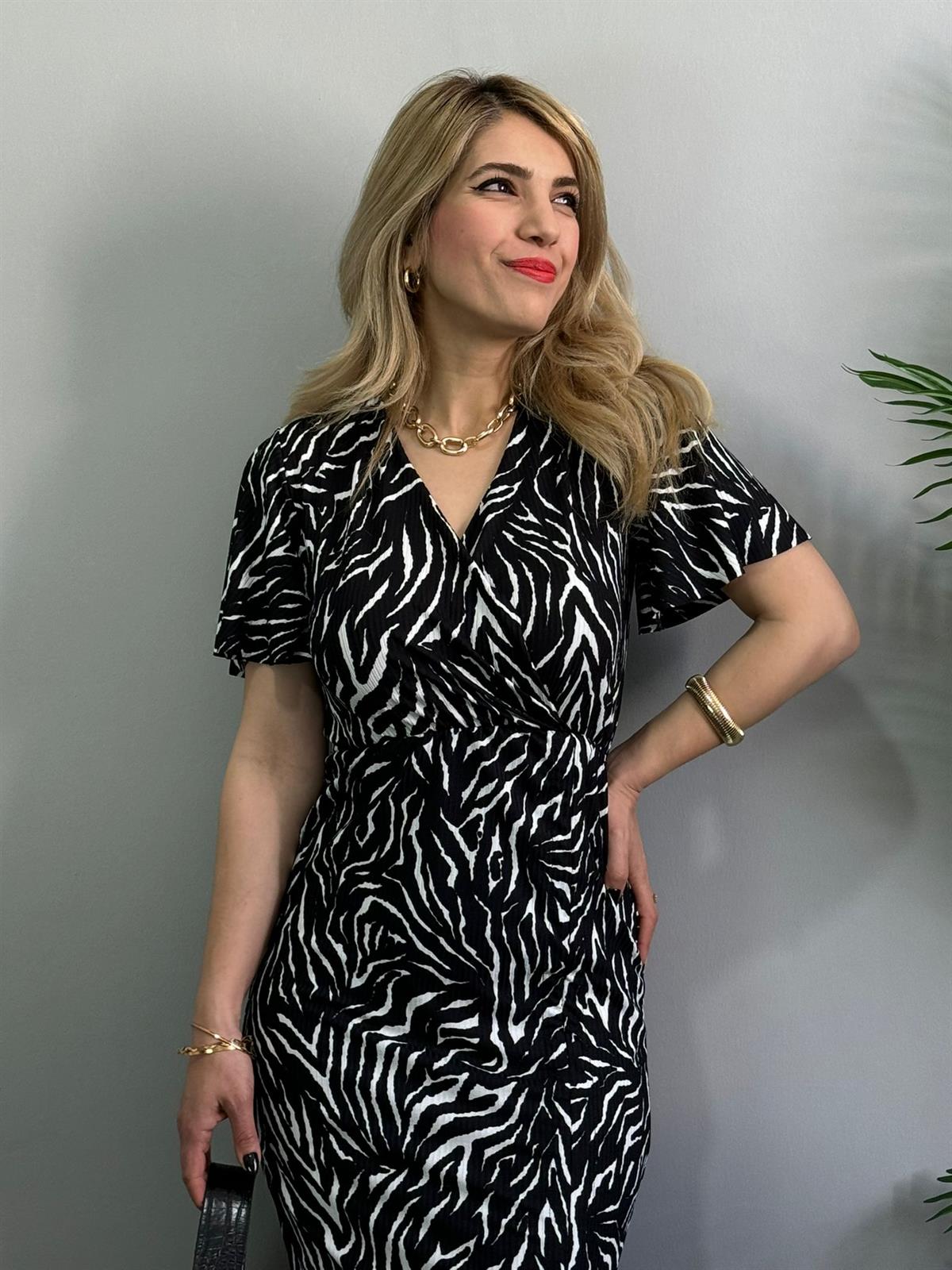 Sylon Siyah Desenli Elbise