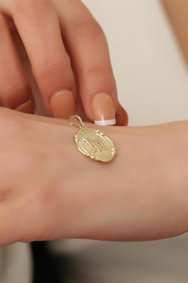 Altın Harf Kolye Ucu Modelleri ve Fiyatları