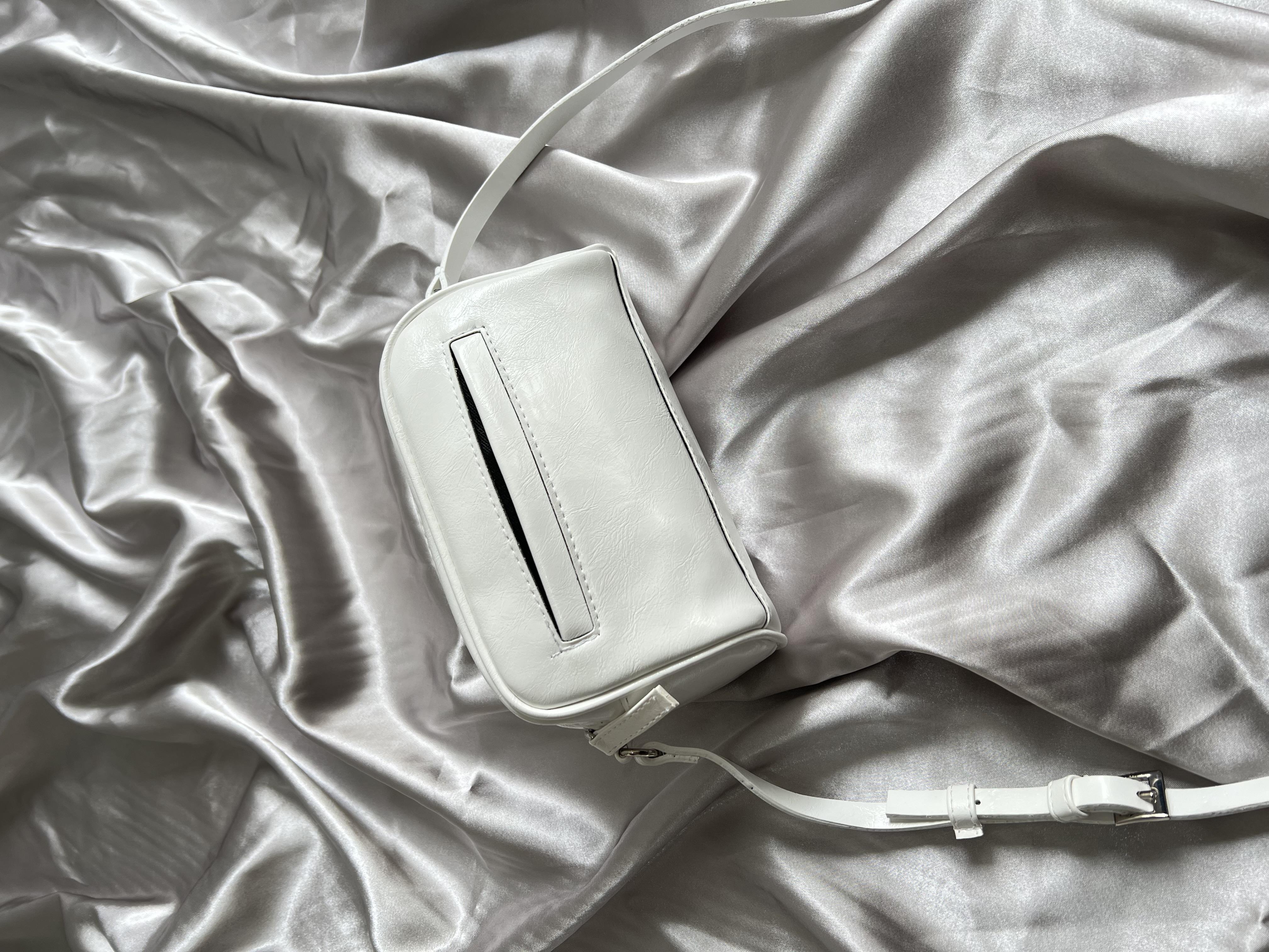 Berj Model El Ve Kadın Omuz Çantası Beyaz