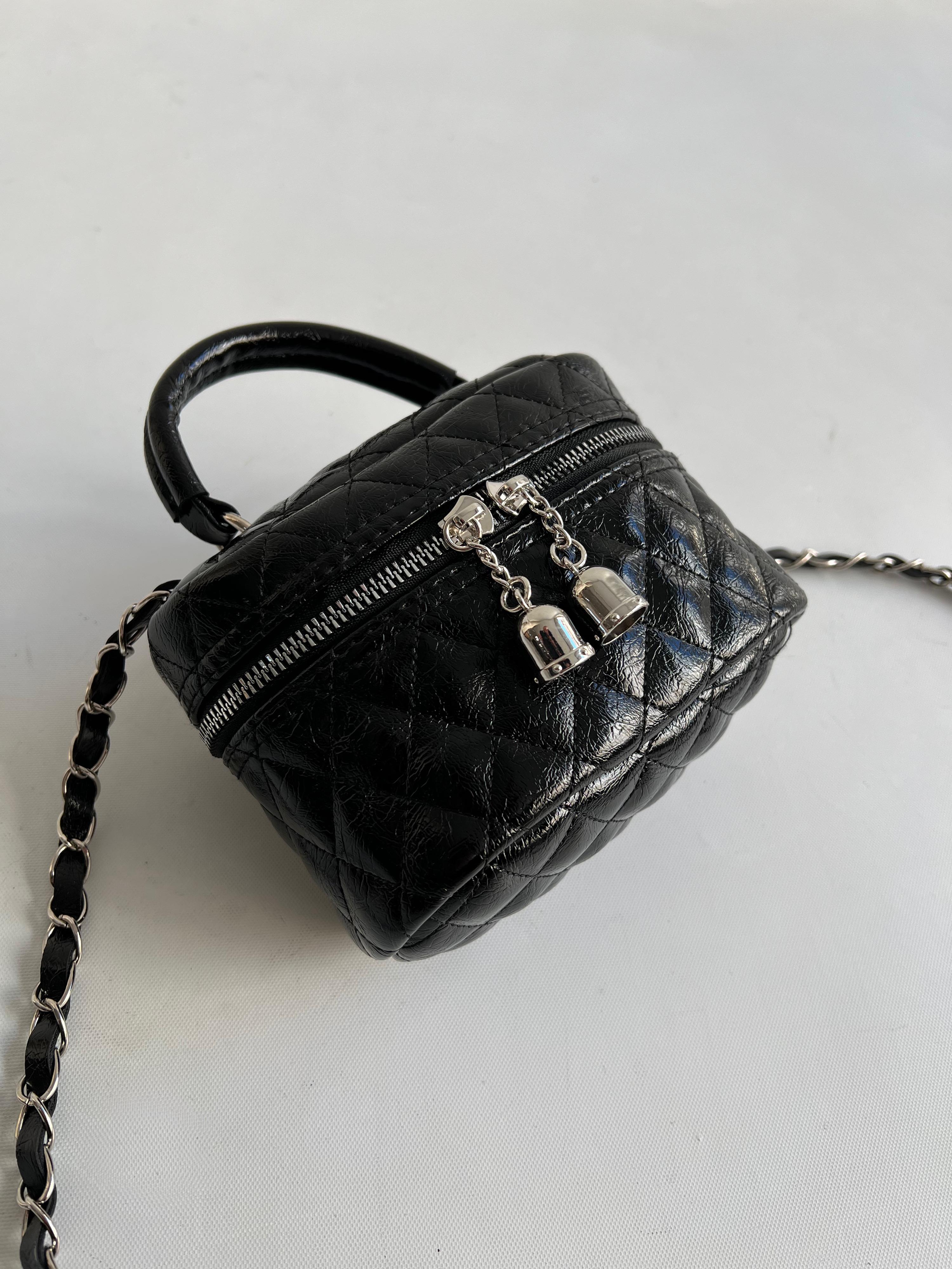 Parlak Zilly Model El Ve Kadın Omuz Çantası Siyah