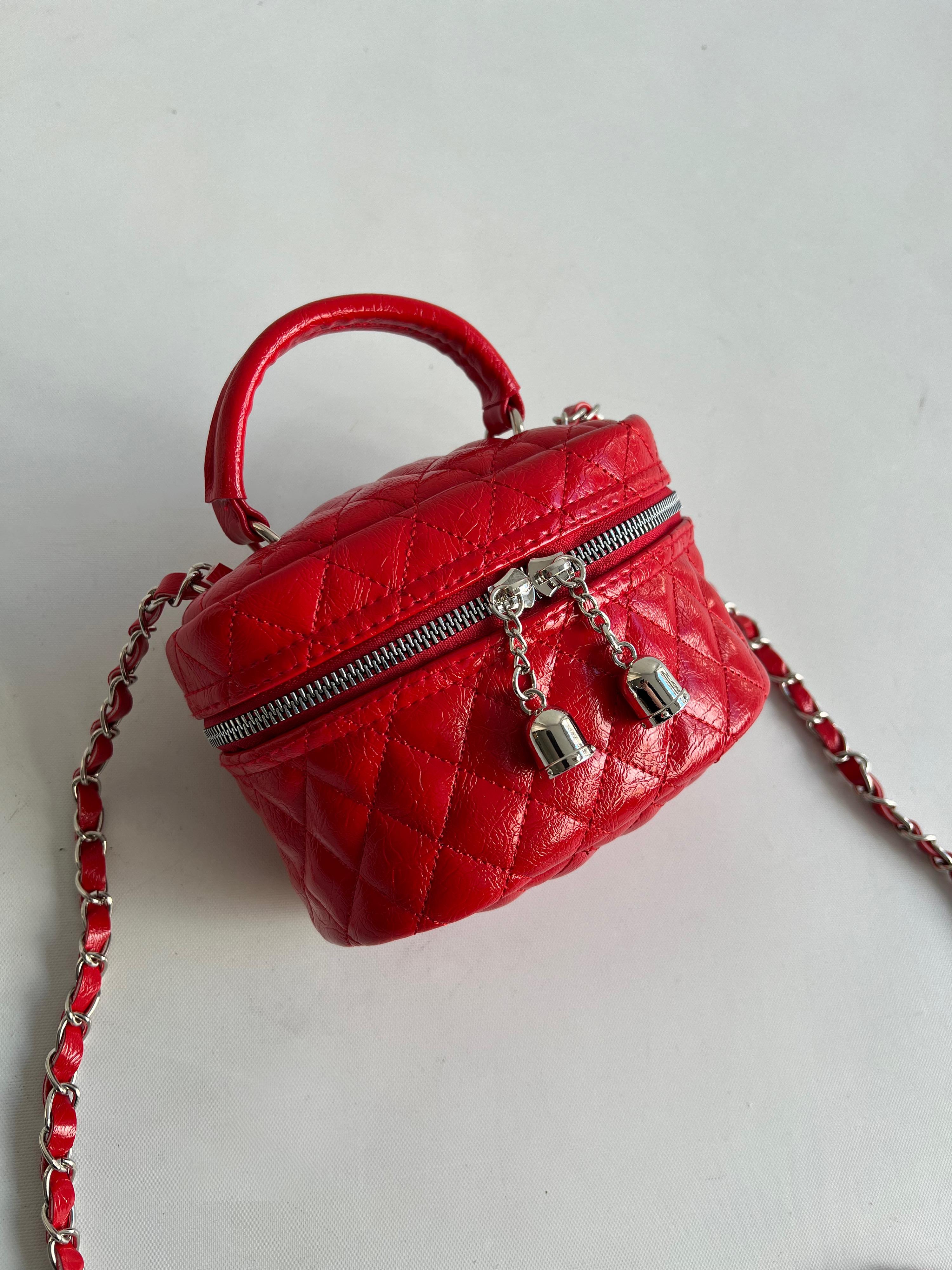 Parlak Zilly Model El Ve Kadın Omuz Çantası Kırmızı