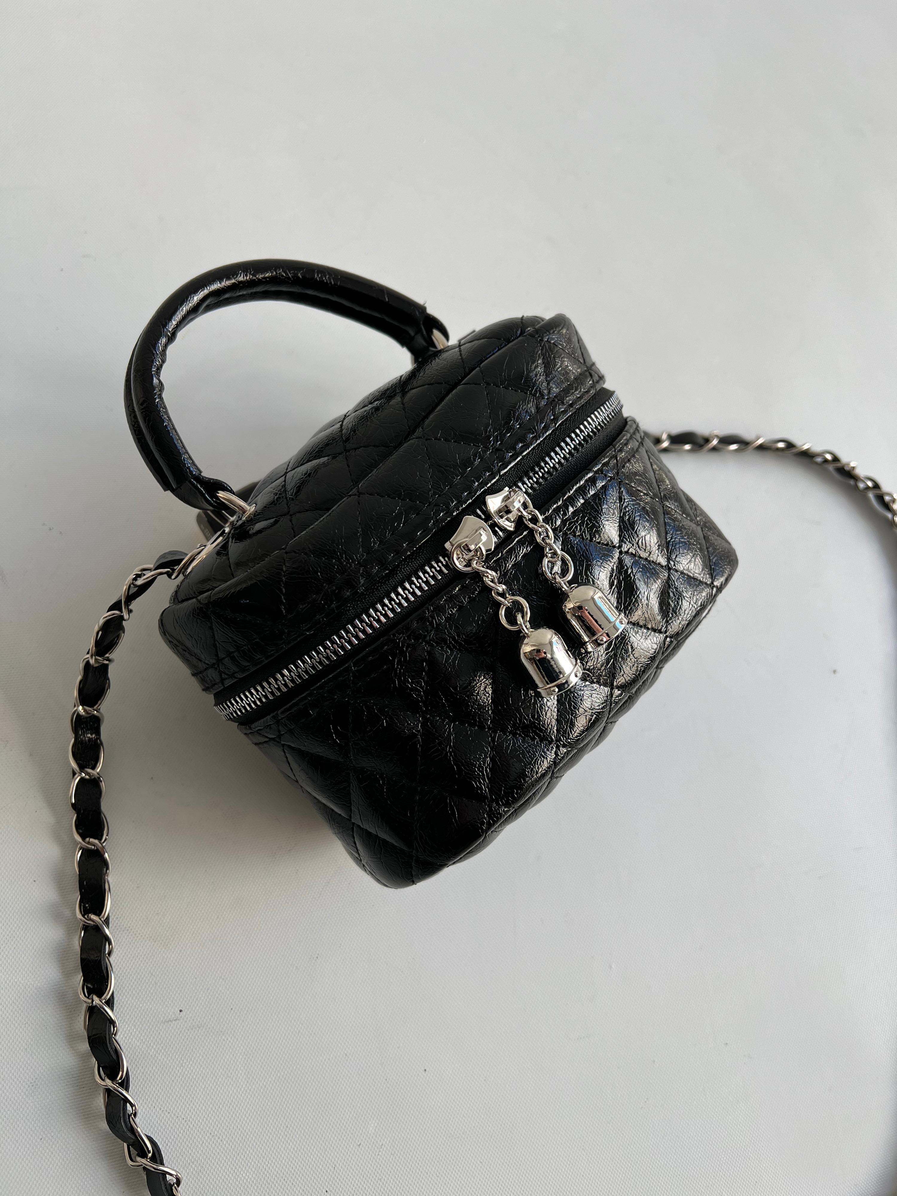 Parlak Zilly Model El Ve Kadın Omuz Çantası Siyah