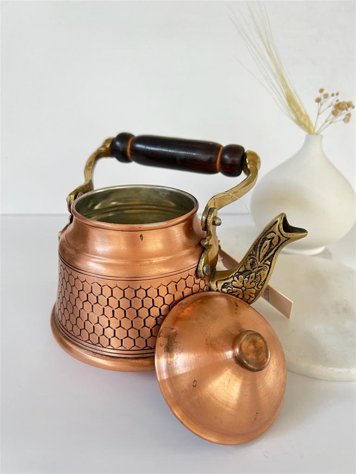 Ahşap Detaylı Bakır Demlik