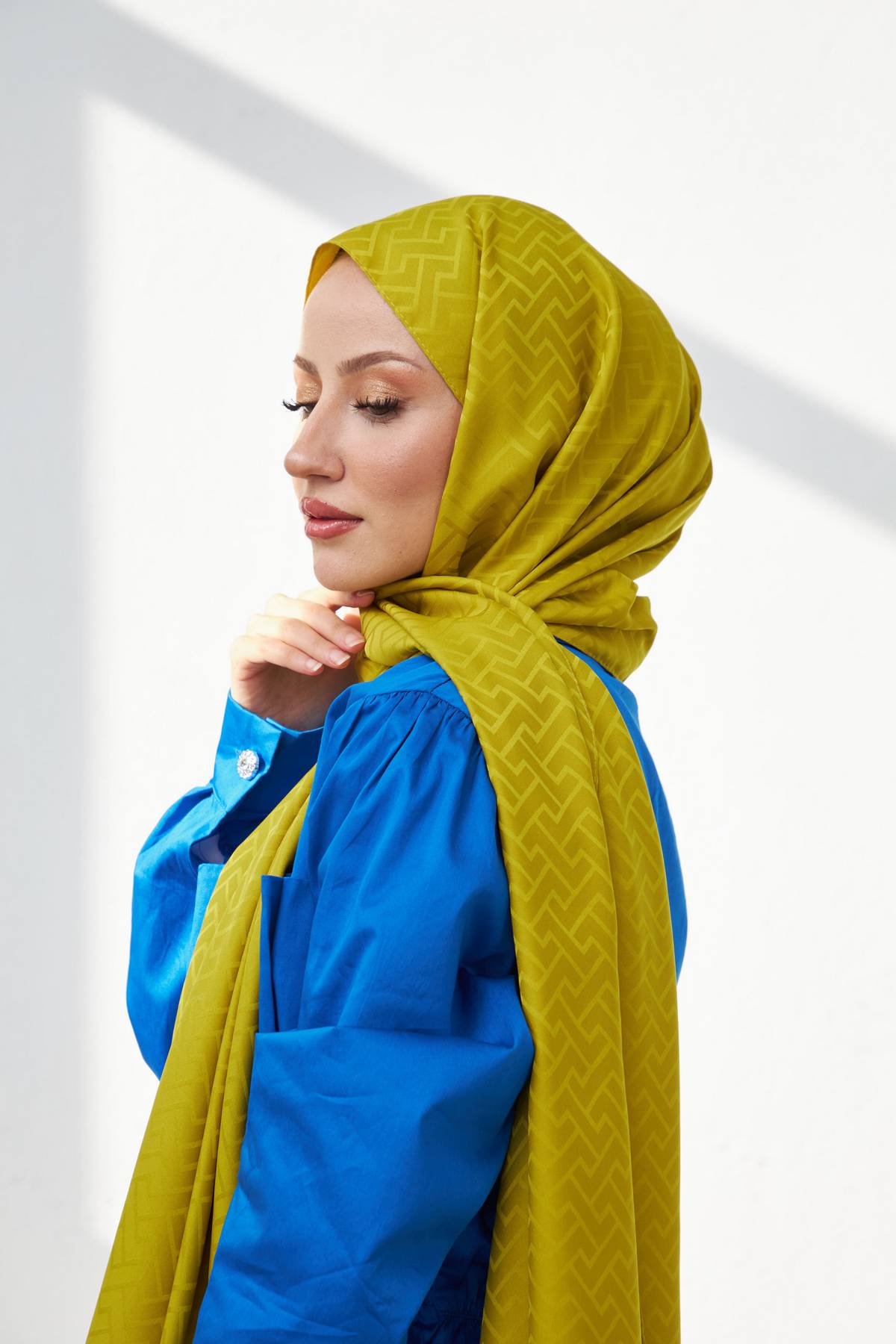 Jakar Şal - Lego Desen İpeksi Jakar Şal Yağ Yeşili 9004-13 Sepete Ekle | İpekhan Soft Eşarp ...