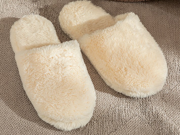pufos Pluș Femeie PAPUCI DE CASĂ 40 Ecru-Bej Deschis | English Home Ro