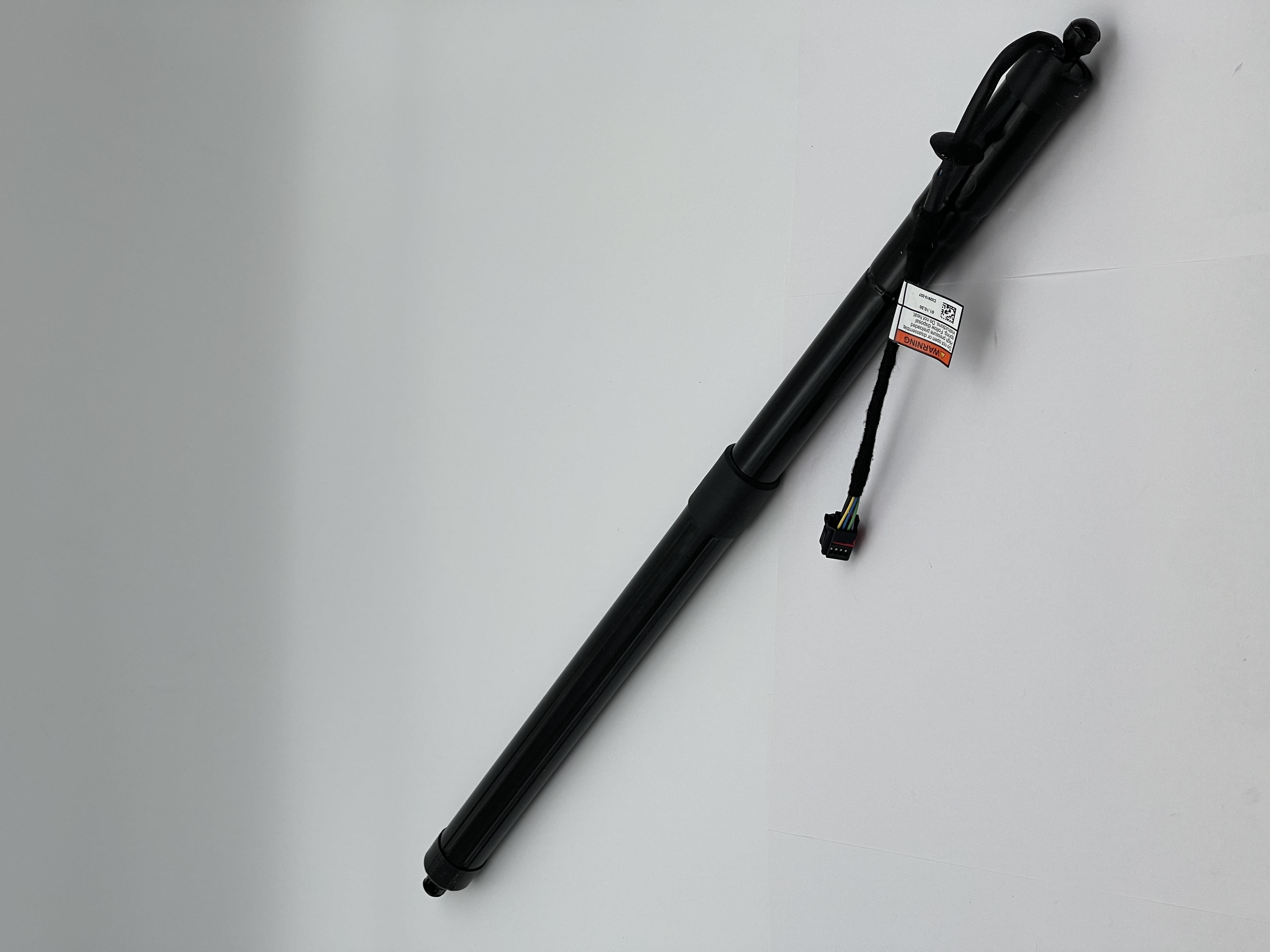 RANGE ROVER SPORT ELEKTRİKLİ BAGAJ AMORTİSÖRÜ LR062078