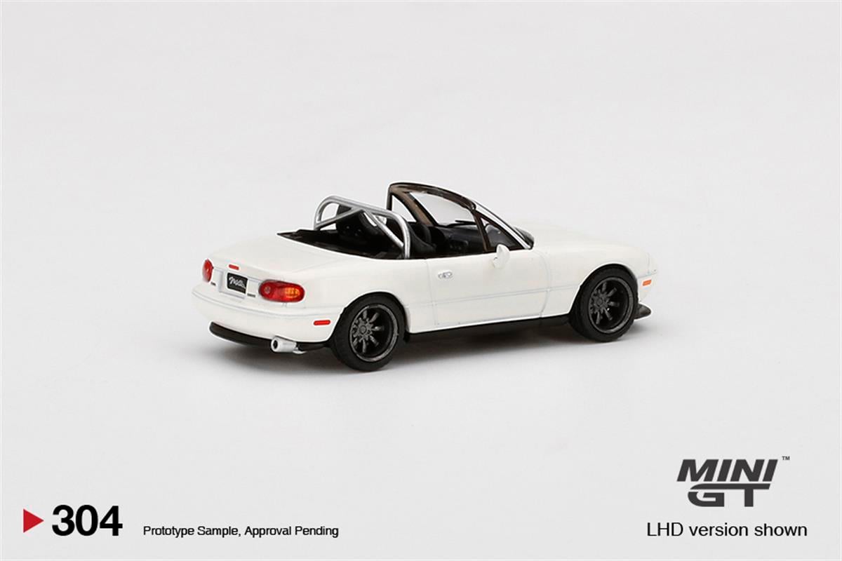 Mini GT Mazda Miata MX-5 Tuned Version Classic White | diecastpazar
