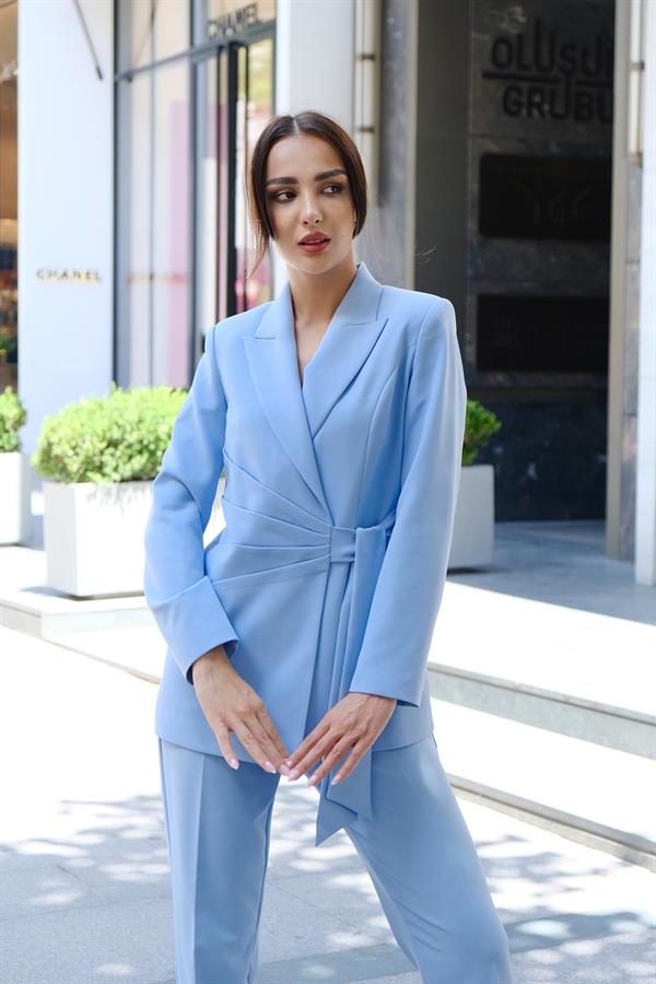 busıness woman- BEBE MAVİİ