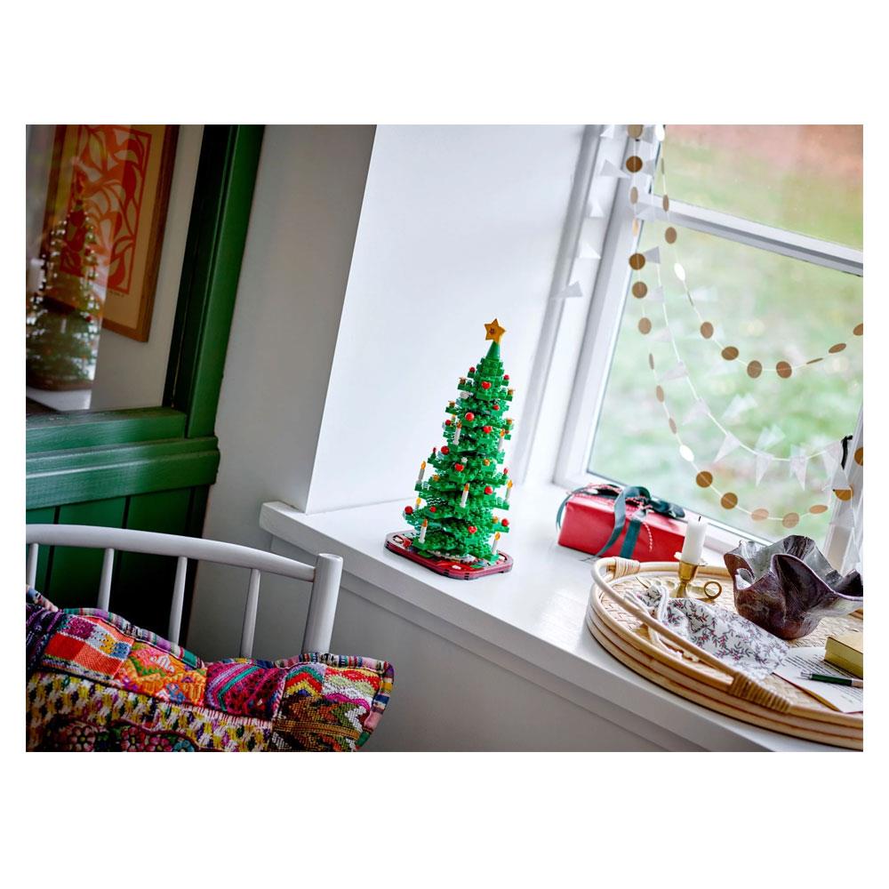 LEGO Iconic Yılbaşı Ağacı: Renkli Ağaç, Süslemeler ve Mumlarla Bezeli ...