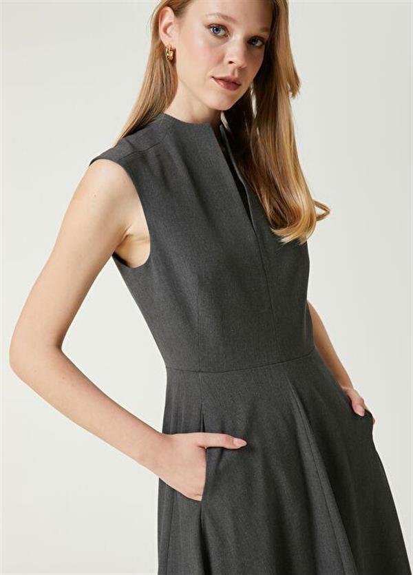 K2386 BYMN MAXİ BOY GRİ TOK KUMAŞ ELBİSE