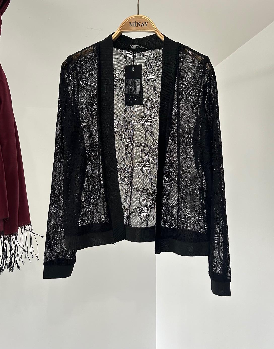 41901 Dantel Desenli Ceket-Siyah