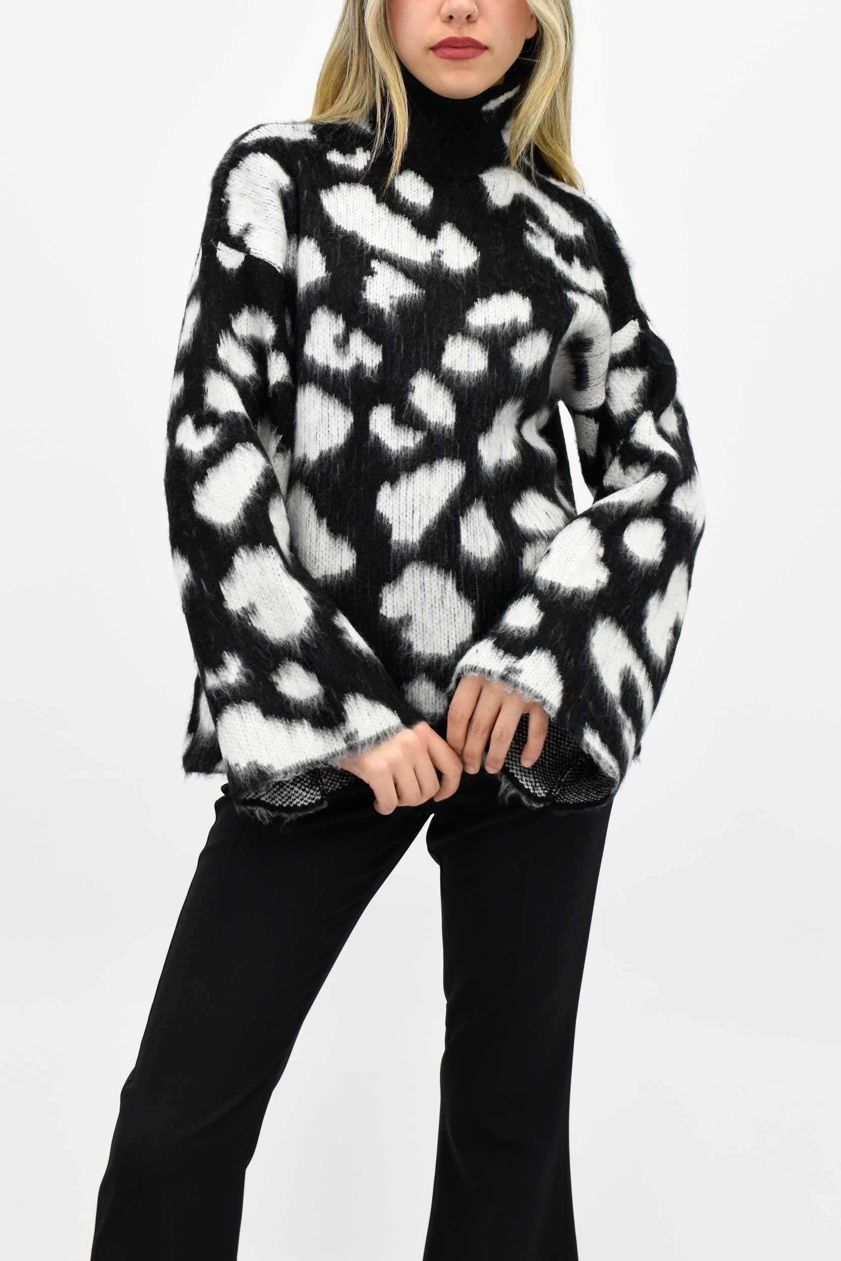 Leopar Desenli Dik Yaka Sakallı Kazak - Siyah