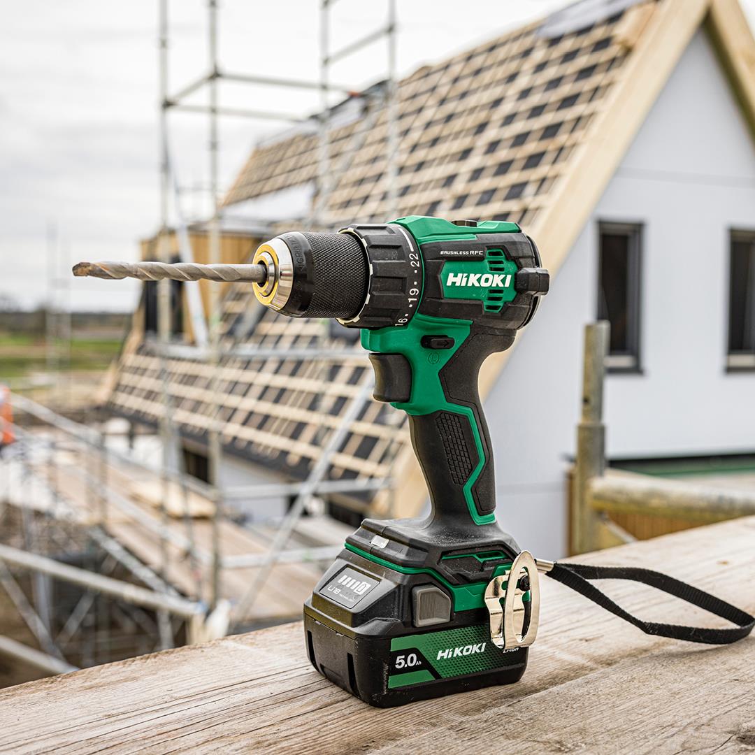 DV18DE 18 V / 70 Nm Akülü Darbeli Matkap Vidalama