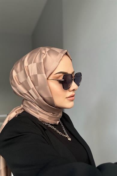 Dama sal jakar vizon