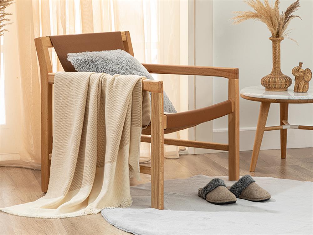 Jeanne Chair Shawl 130x170 cm Beige | English Home Bg