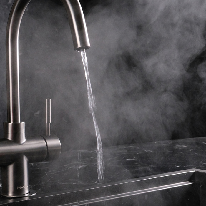 Solar 4'ü 1 Arada Anında Kaynar Su Batarya Sistemi (Gun Metal) | Mase Mode