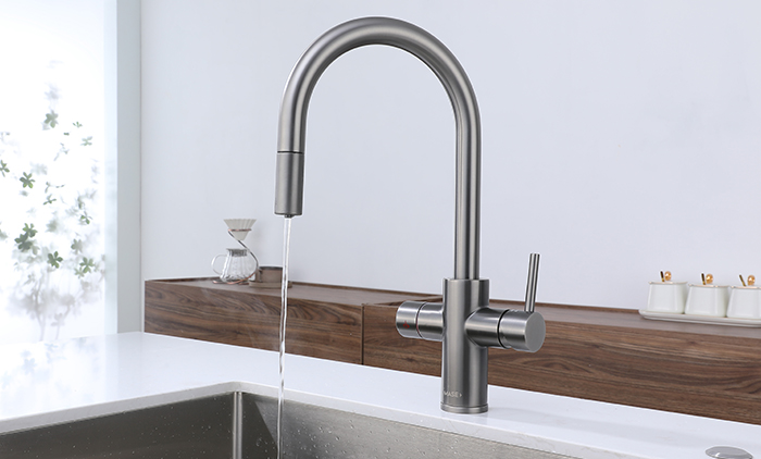 Solar 4'ü 1 Arada Anında Kaynar Su Batarya Sistemi (Gun Metal) | Mase Mode