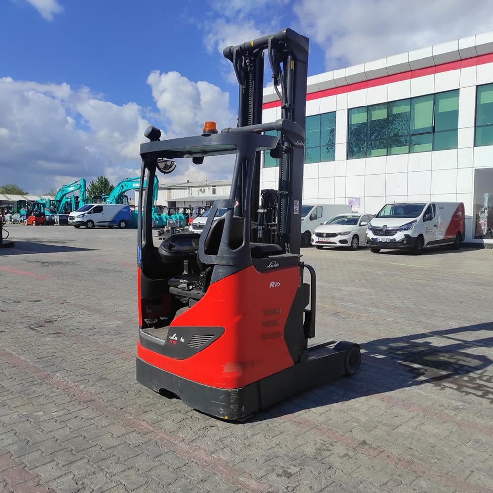 LINDE R16B-1120 Reach Truck (F1.4918)