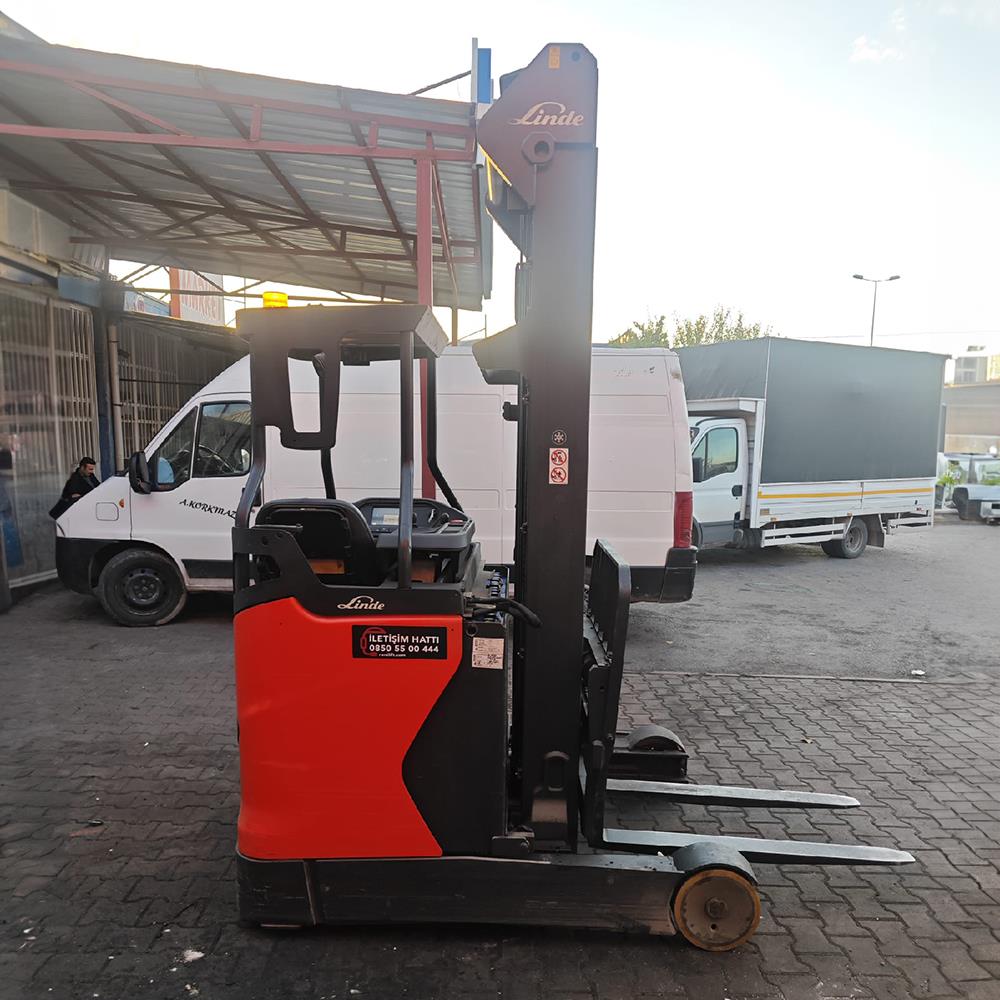 2018 Model LINDE R16-1120 Reach Truck (F1.6357)