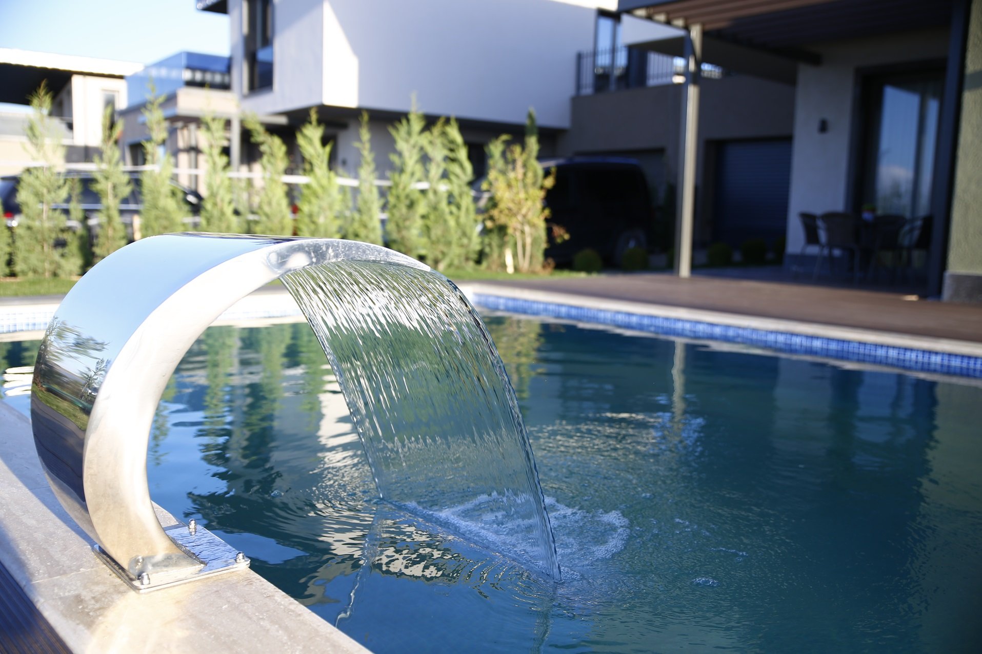 PASLANMAZ SU PERDESİ (Şelale)