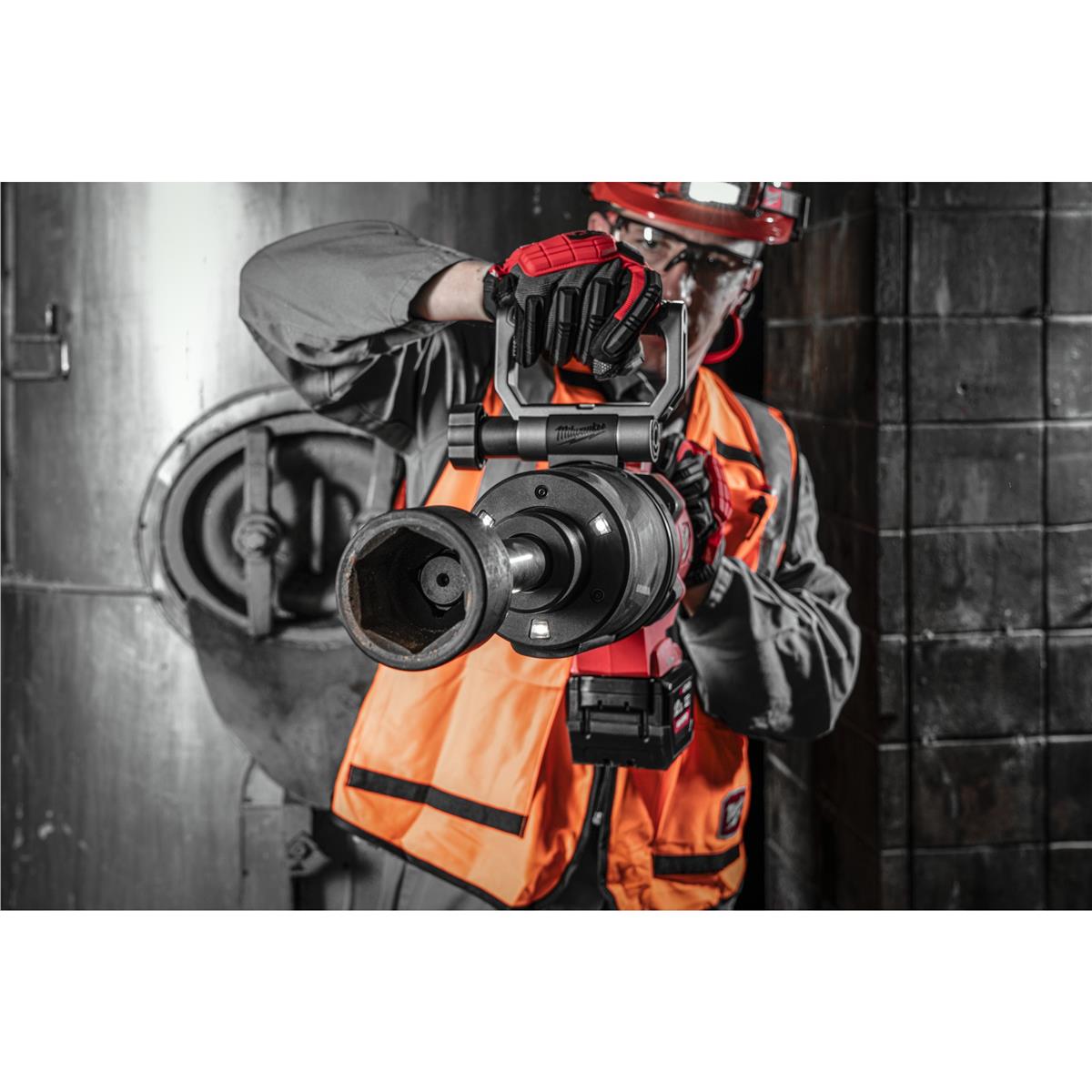 Milwaukee M18 FUEL™ Akülü Darbeli Somun Sıkma T4933471756 (2576 Nm)