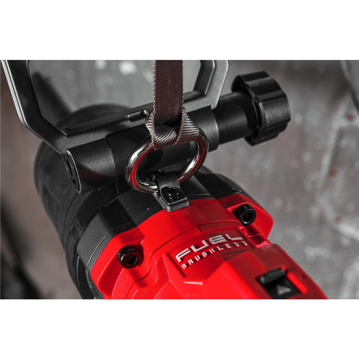 Milwaukee M18 FUEL™ Akülü Darbeli Somun Sıkma T4933471756 (2576 Nm)