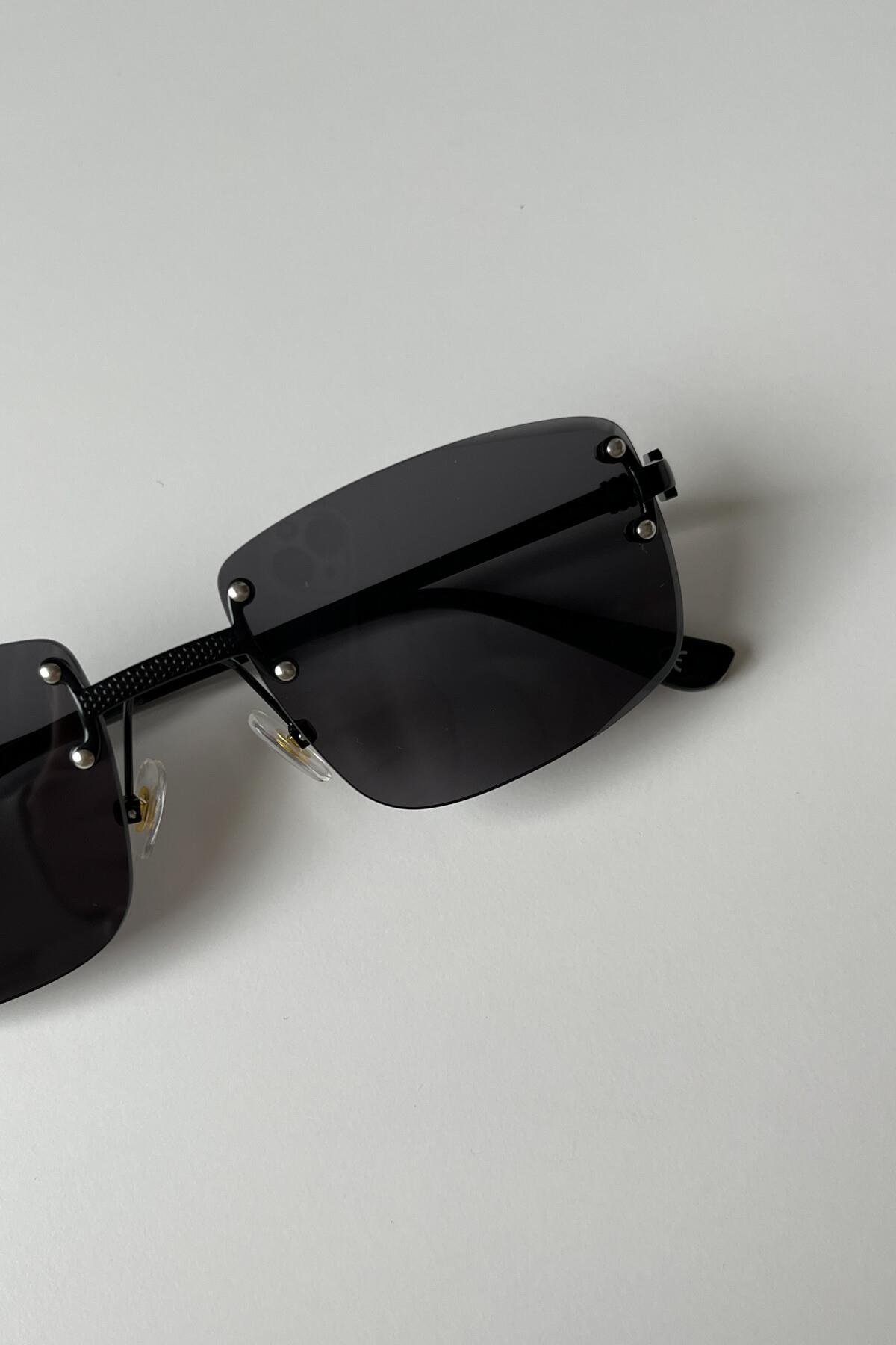 Yuger Kadın Güneş Gözlüğü Siyah - falaneyewear.com