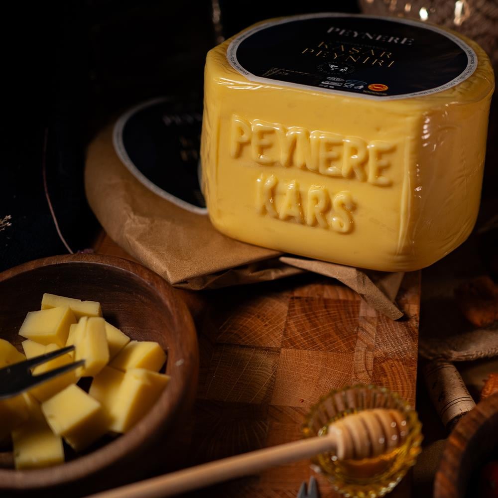 Taze Kaşar Peyniri - Peynere