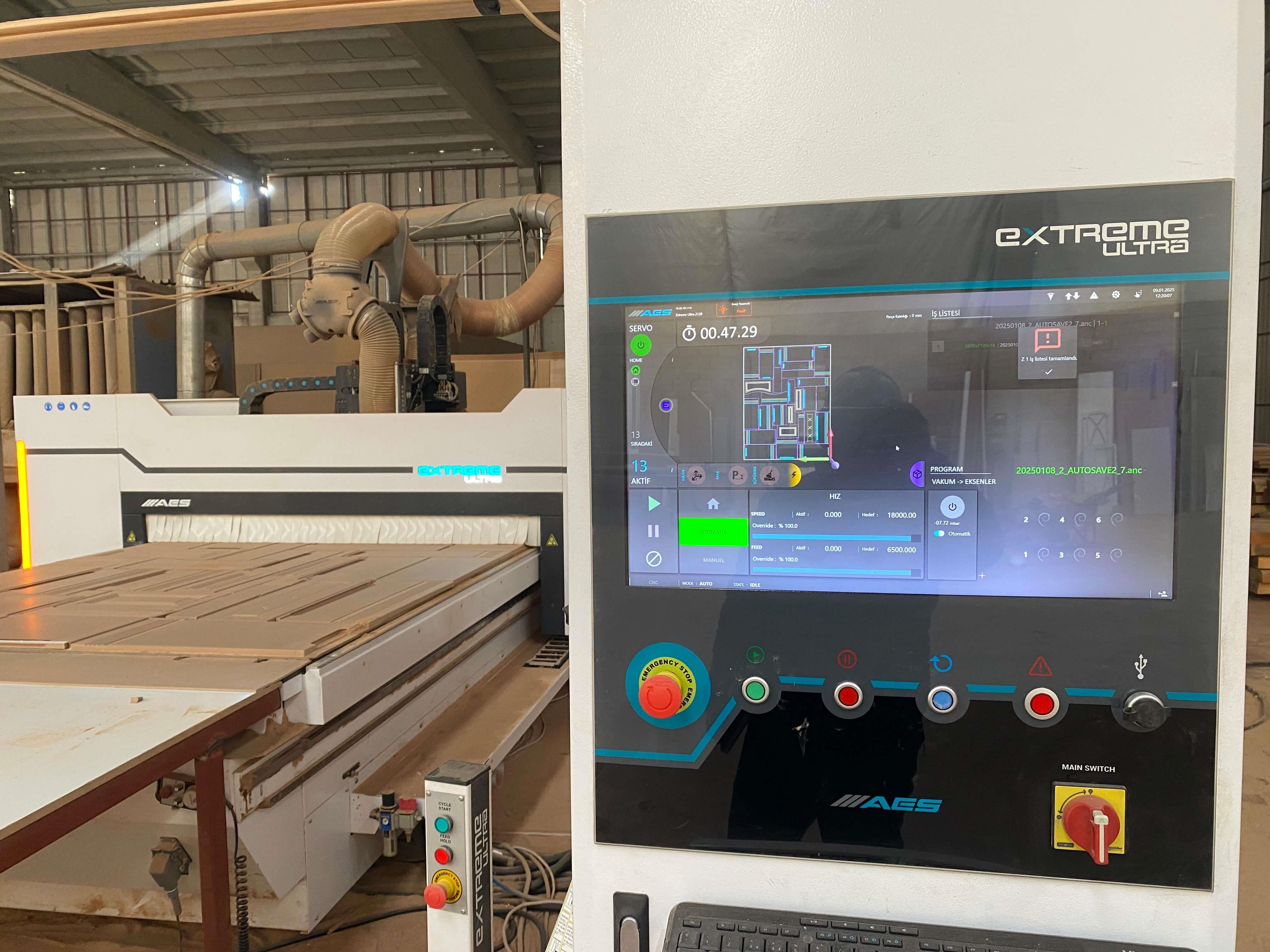 Aes Extreme Ultra 2128 Süpürme Boşaltmalı Düz Tabla Cnc Makinesi (2023) - Marcus Makine Uzmanı