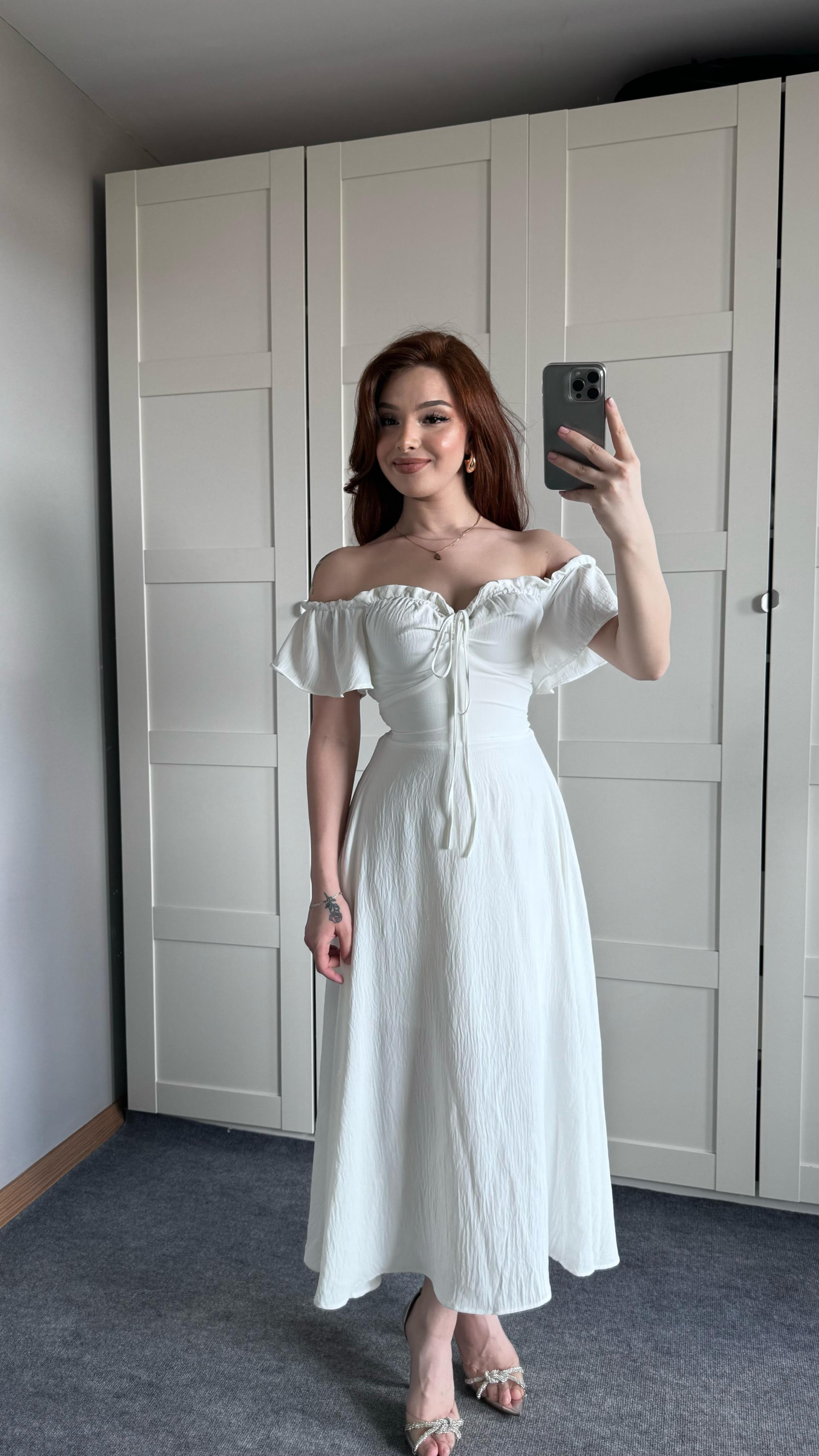 Poplin Fırfırlı Beyaz Elbise