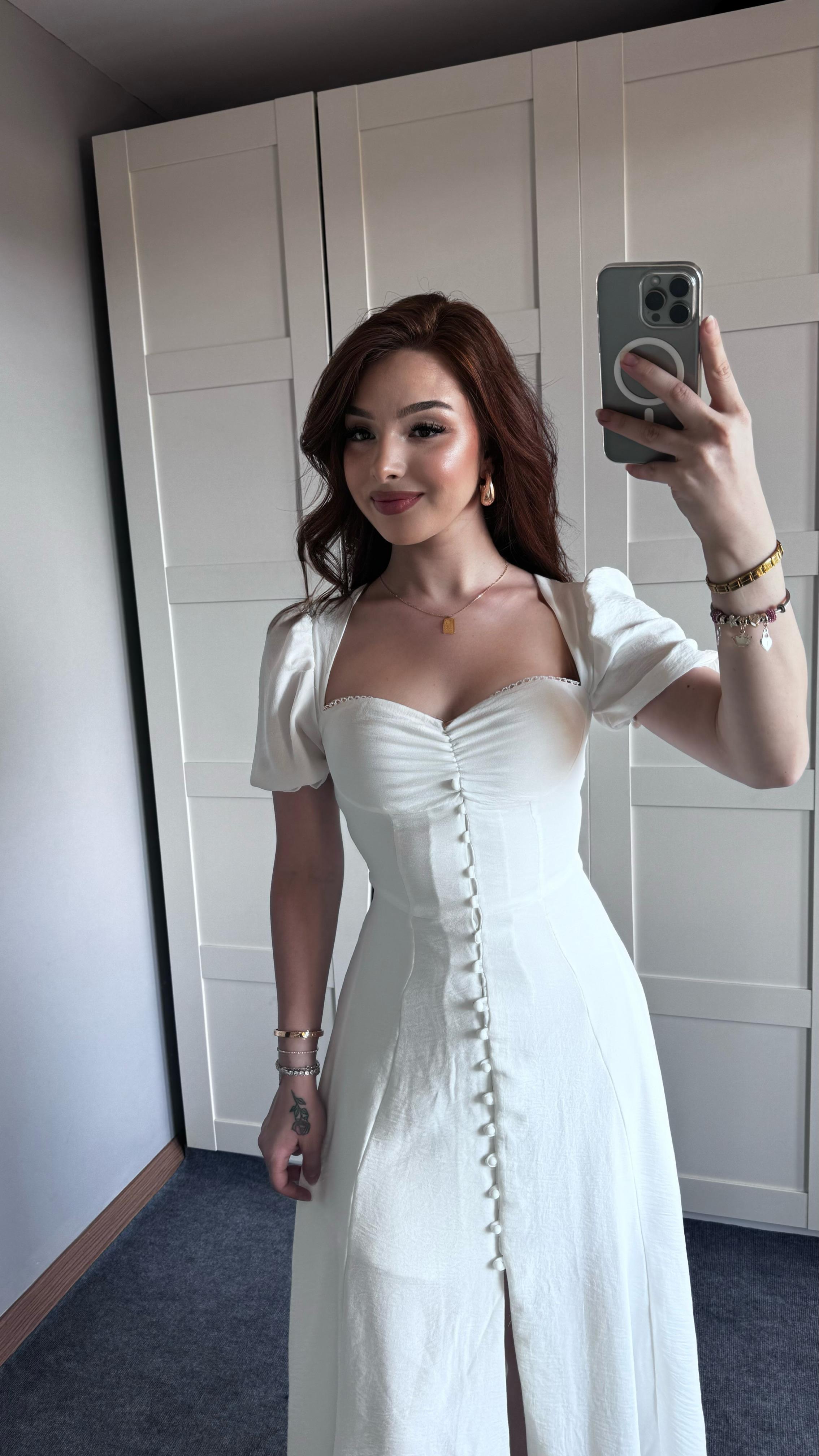 Uzun Seady Elbise Beyaz I UZUN ELBİSE I AYŞENUR DİNÇER BUTİK