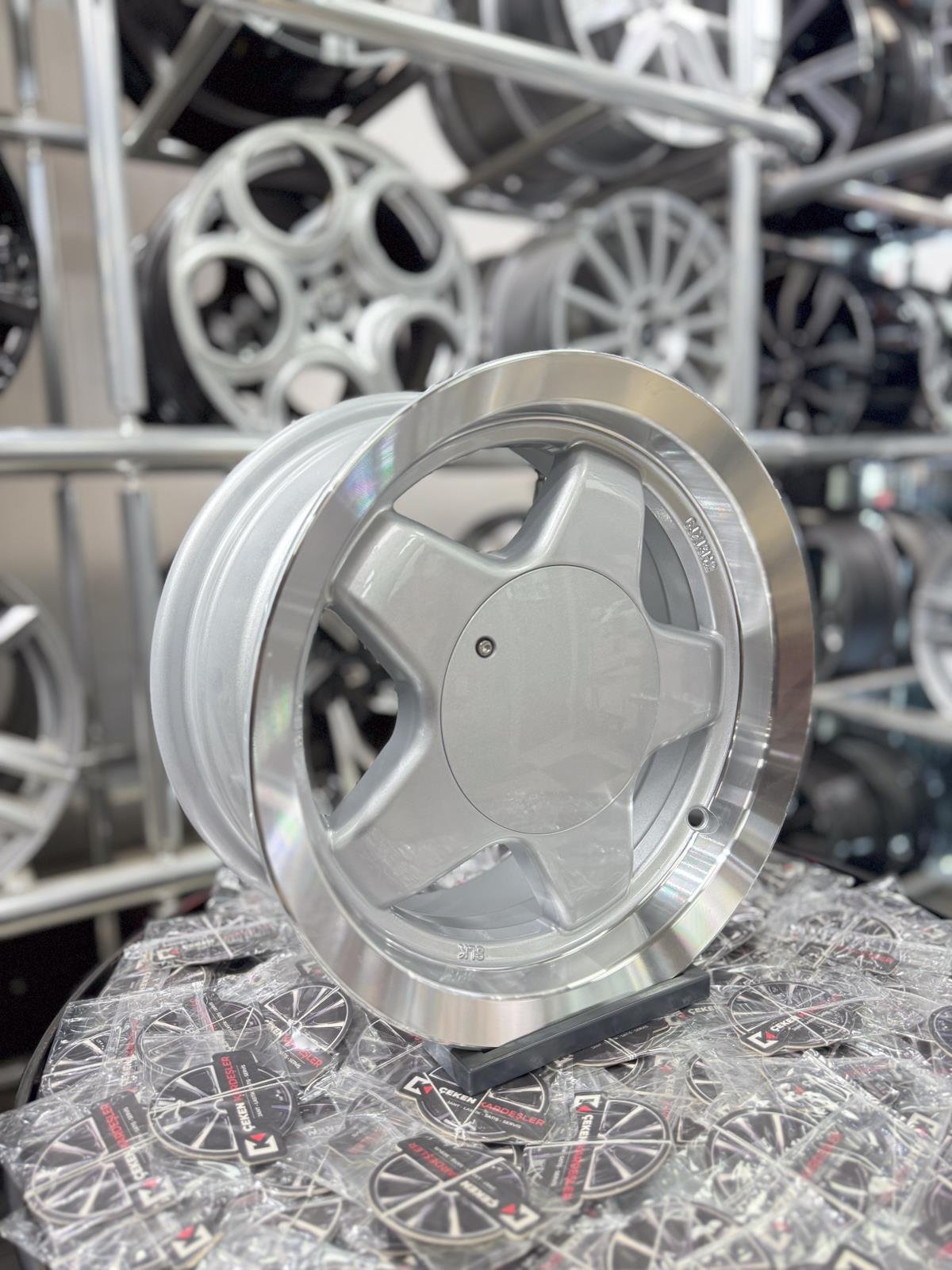 Cms-40 Aynalı İthal Jant Modeli