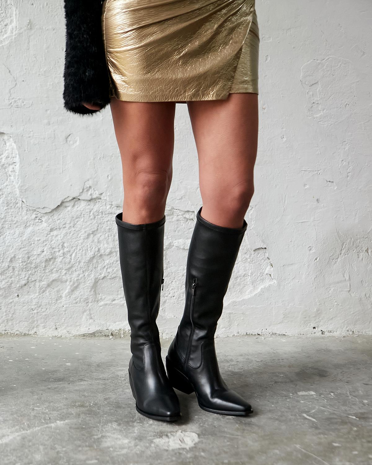 ROBBİE SİYAH DERİ ÇİZME