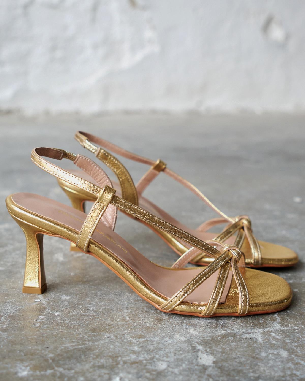 GARCY GOLD DERİ TOPUKLU AYAKKABI