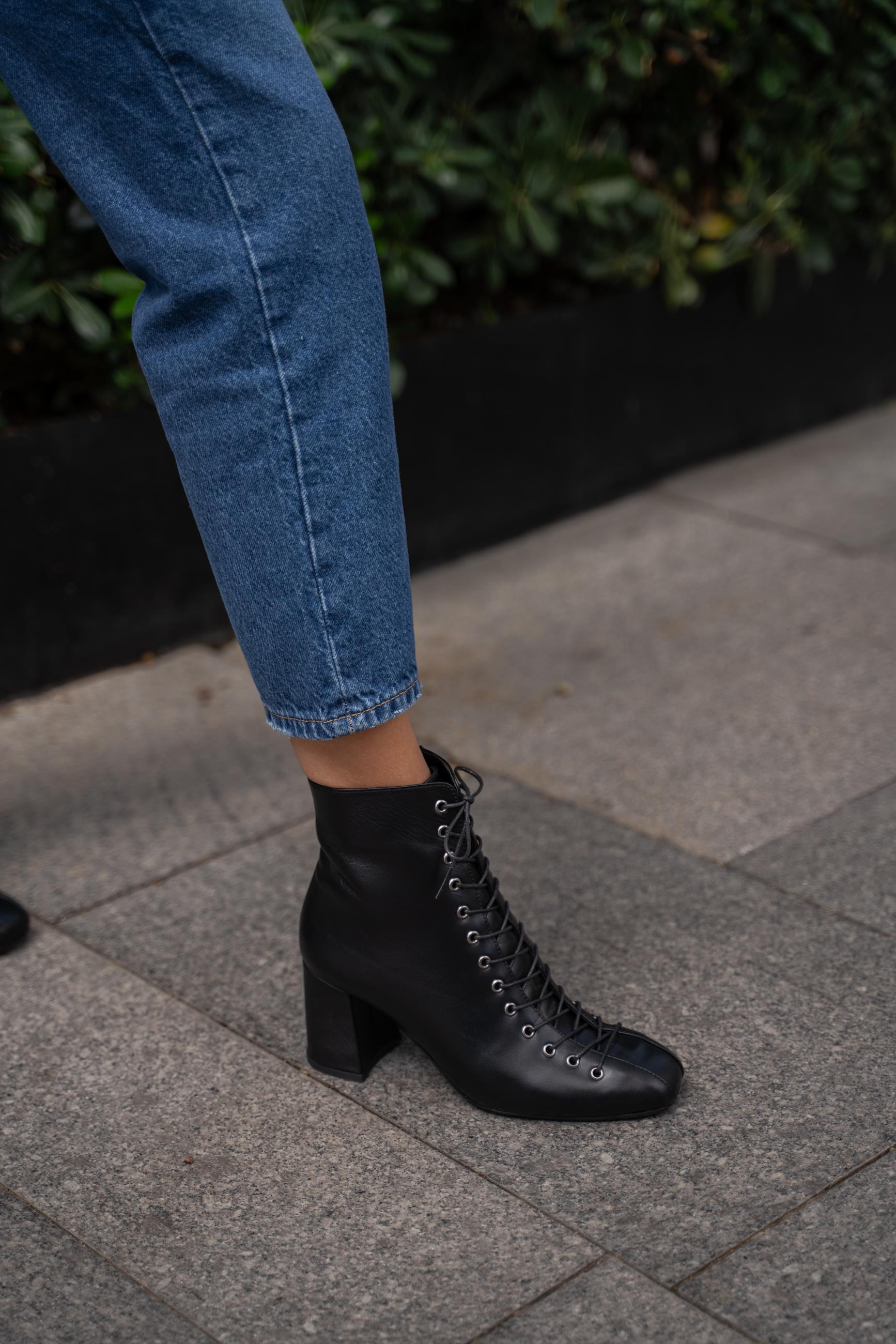 Gigi Siyah Hakiki Deri Bot Satın Al | Ece'nin Butiği