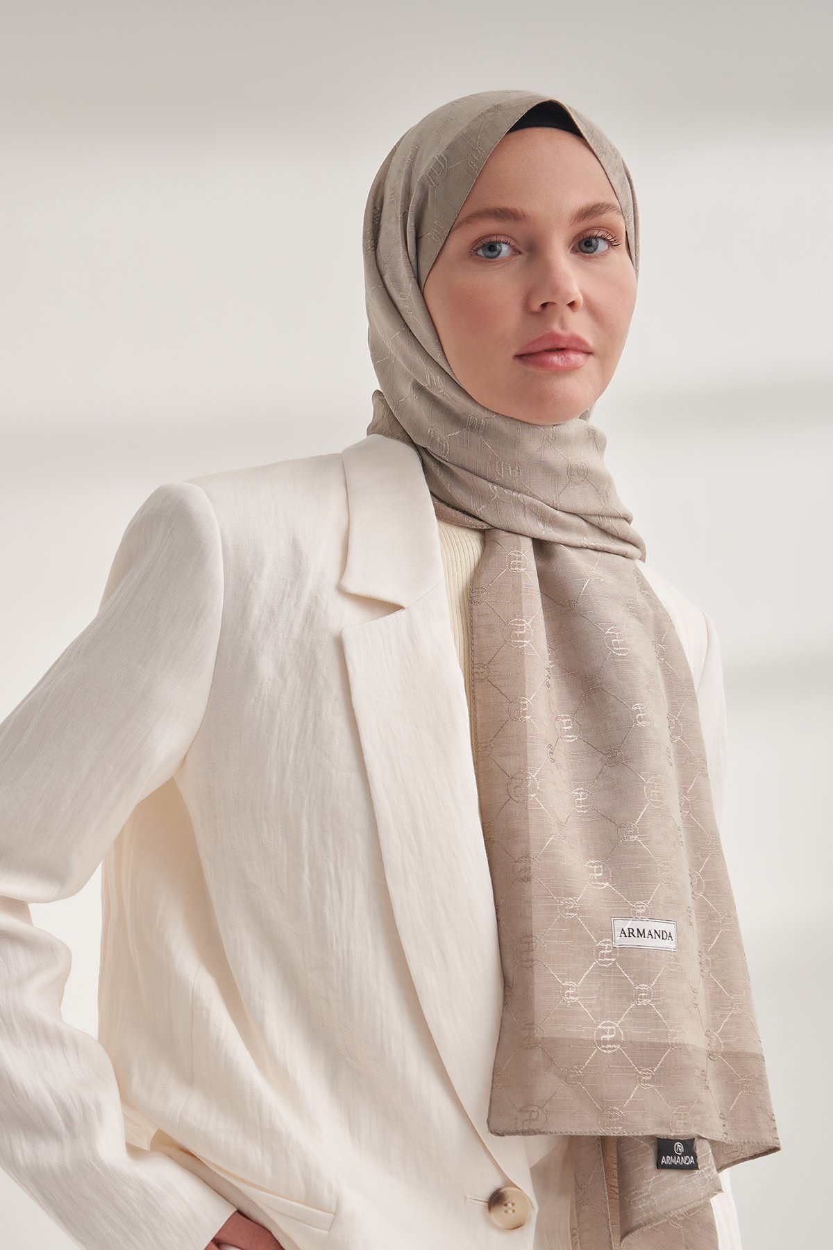 ZİNCİR MONOGRAM ŞAL - ARMANDA