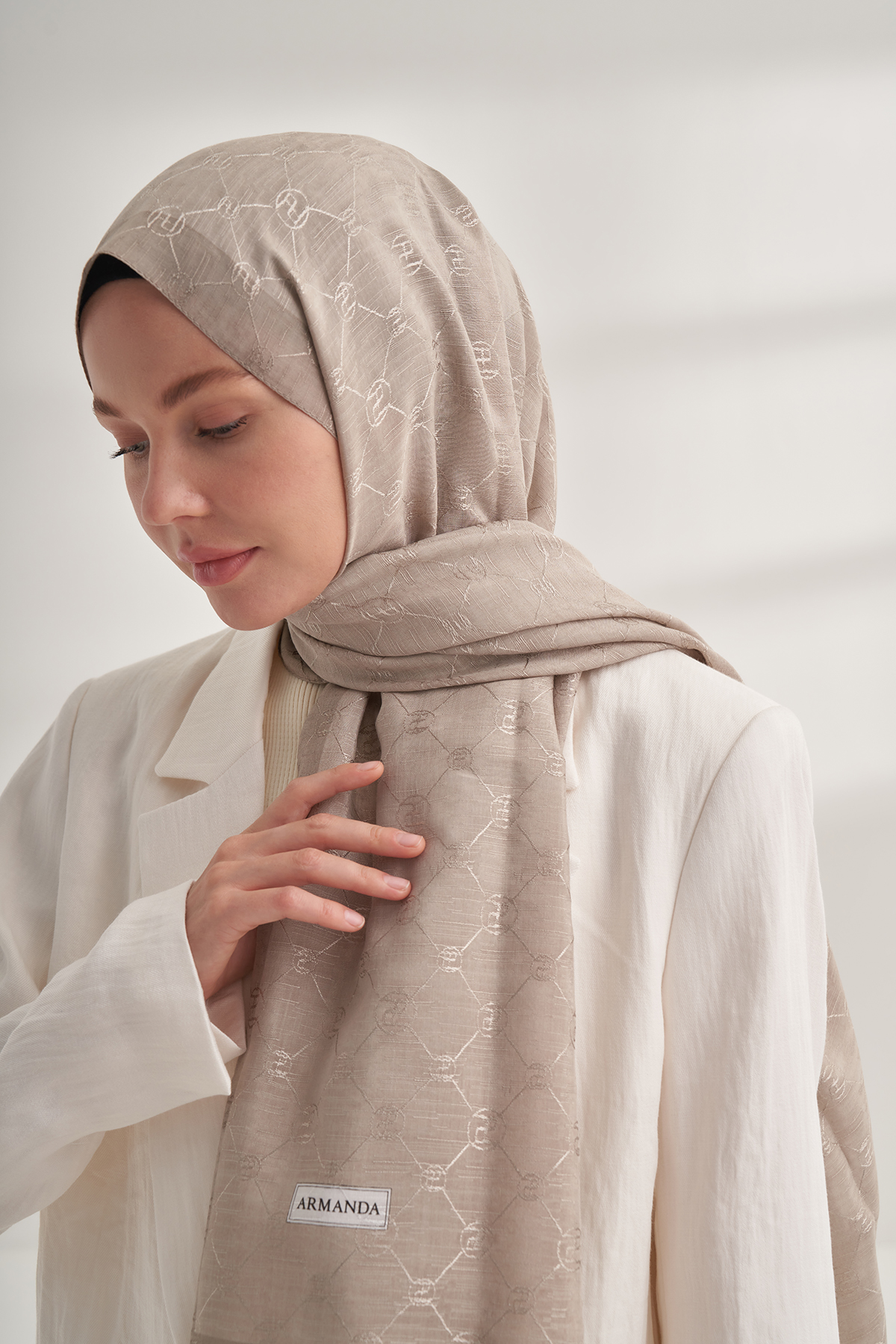 ZİNCİR MONOGRAM ŞAL - ARMANDA