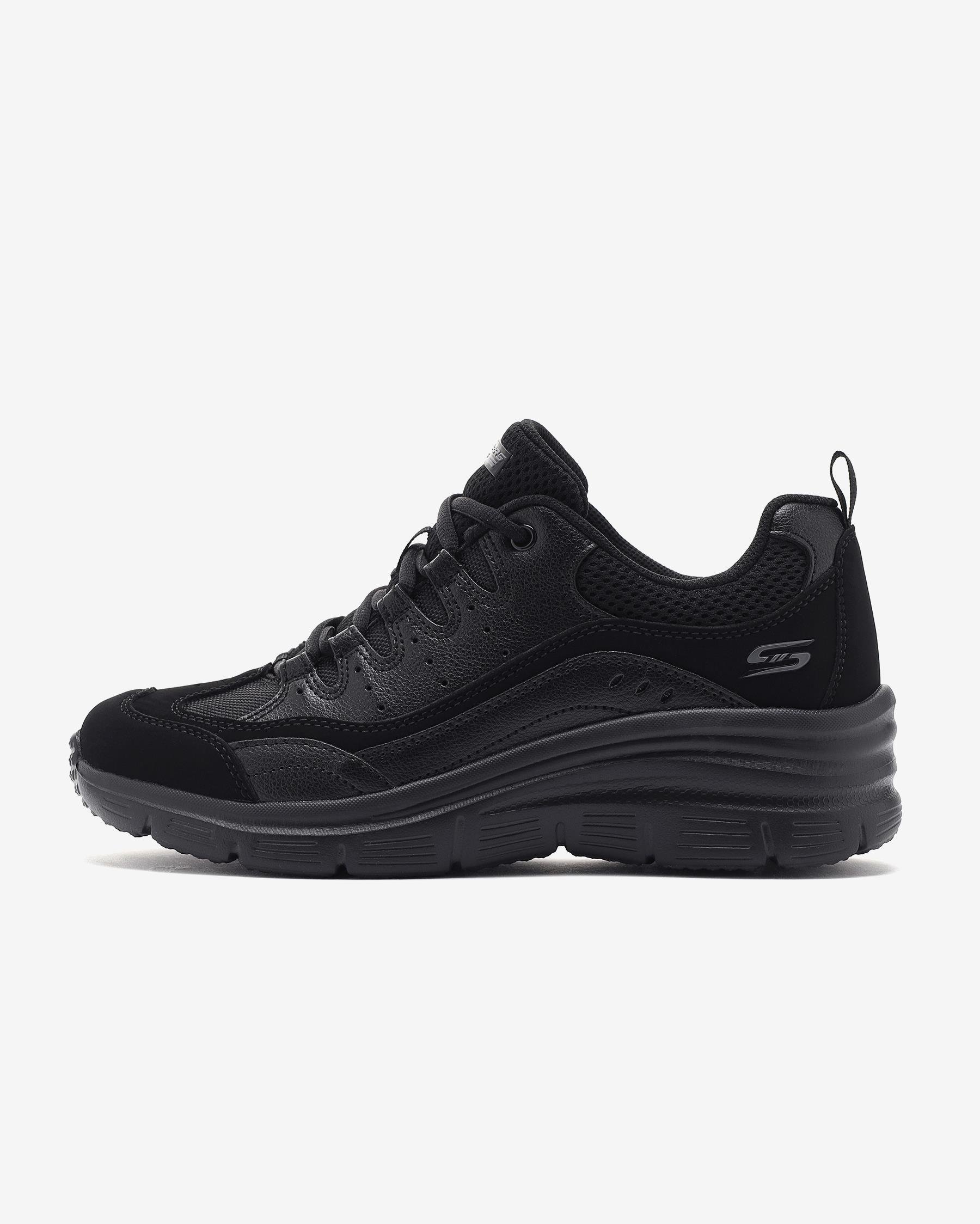 Skechers fashion fit store