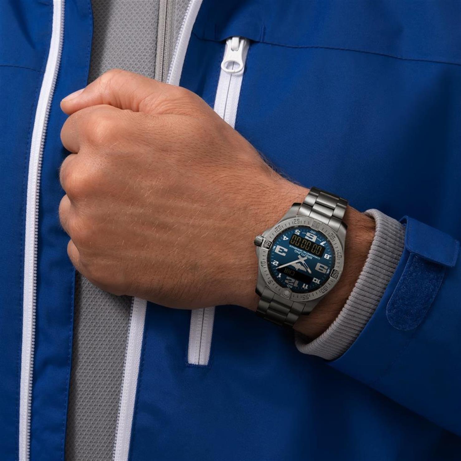 Breitling aerospace store