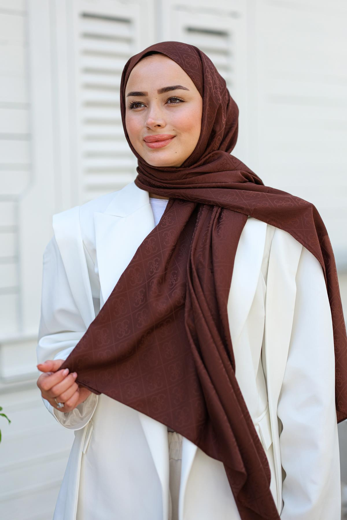 Monogram Jakar Şal Koyu Kahve