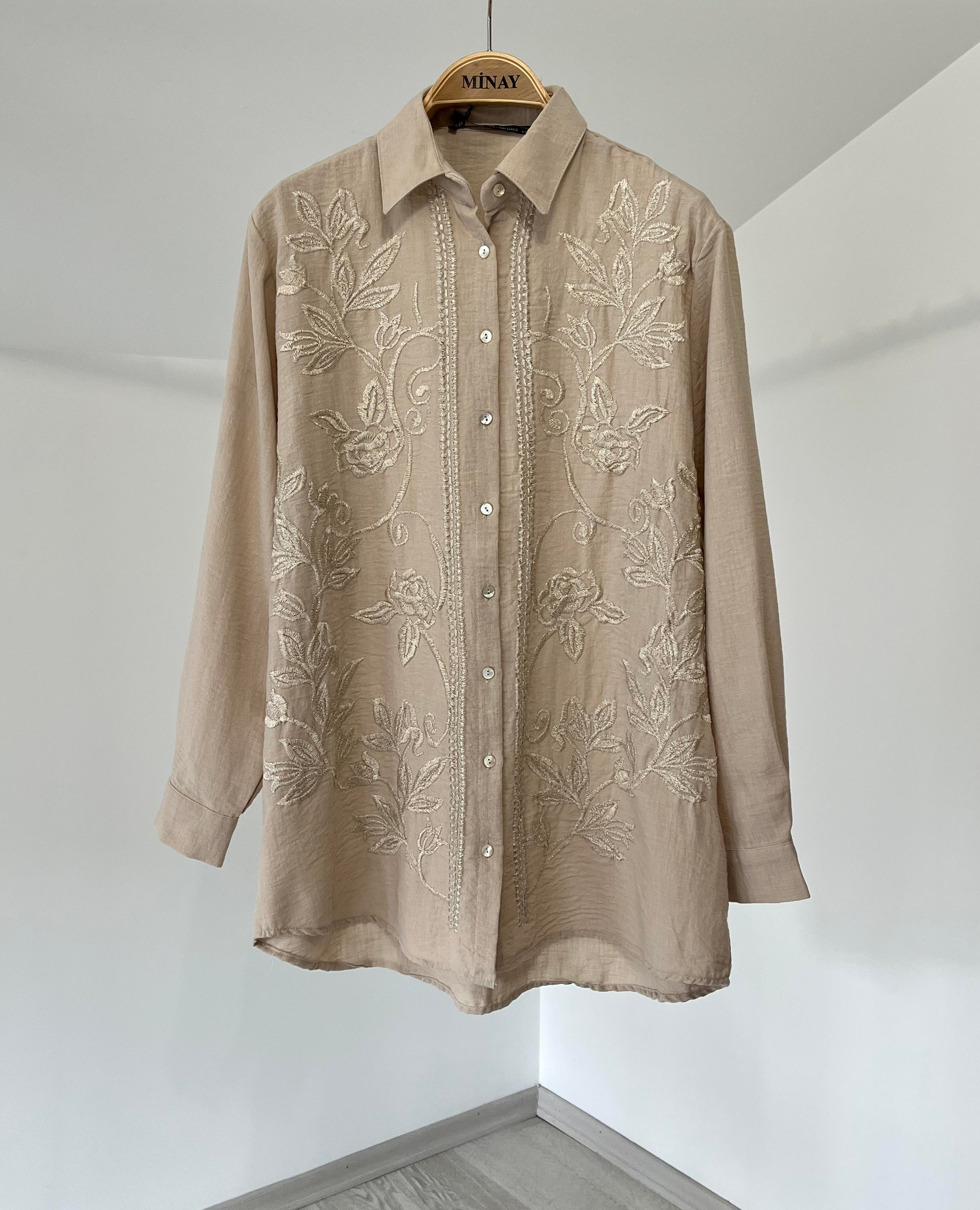 33942 Nakış İşlemeli Rahat Kalıp Gömlek-Bej