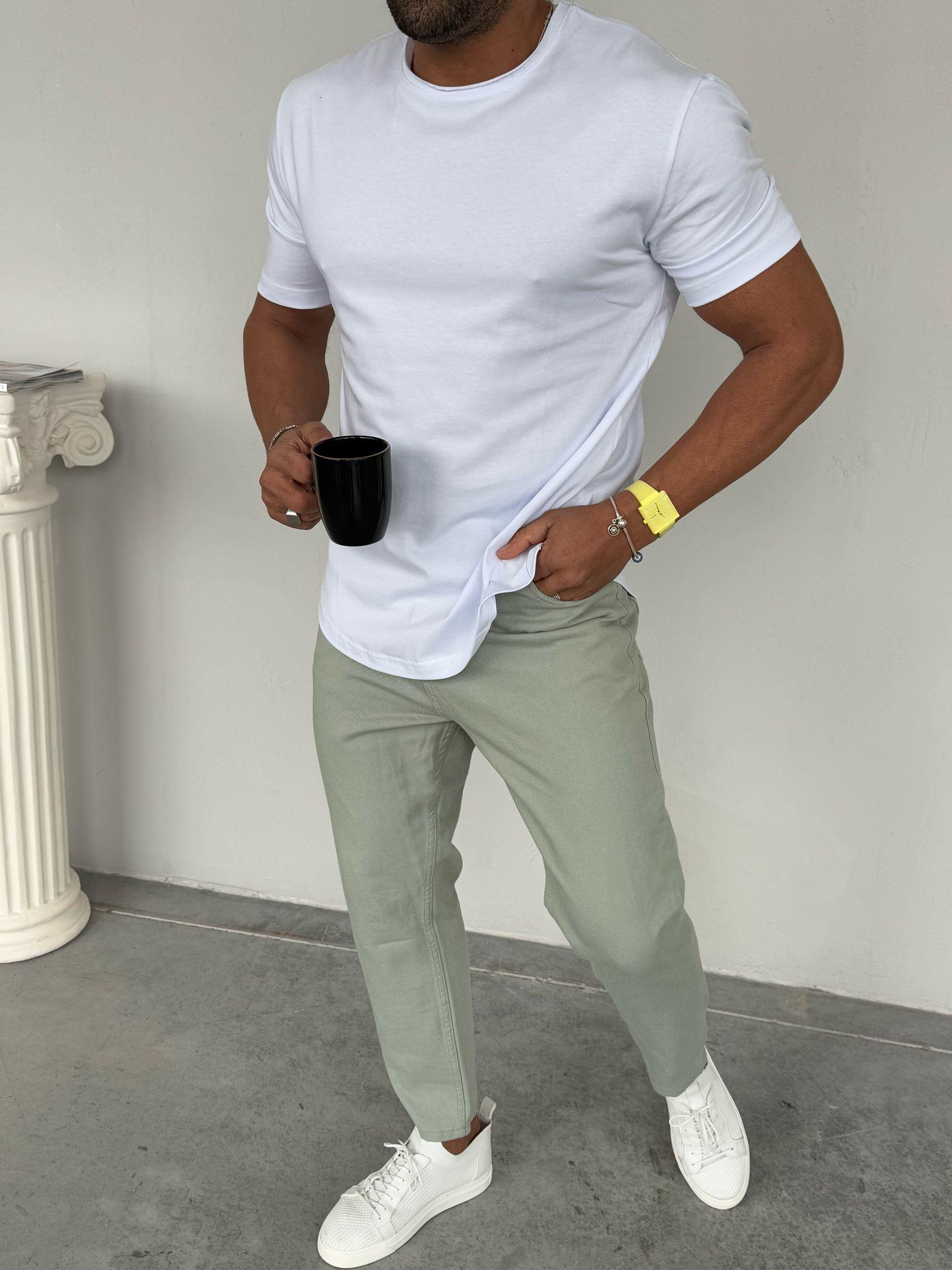 Basic Bro T-Shirt Beyaz | Ferel Moda & T-Shirt Koleksiyonu